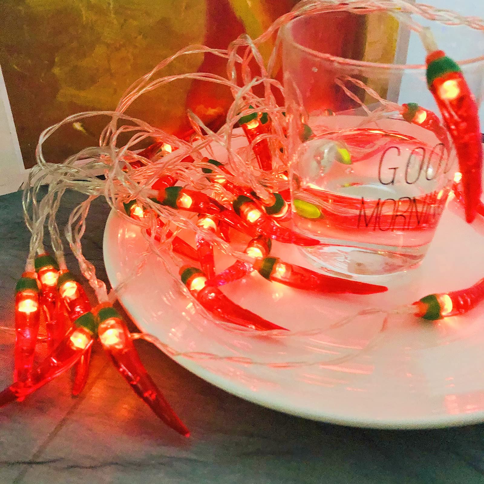 Sezrgiu 10M 80 LED Red Chili Pepper String Lights Fairy Night Lights Copper Garland Wreath Hanging Lamp Battery Powered for Home Wedding Party Garden Decoration (32.8FT/80LED, Red Chili)