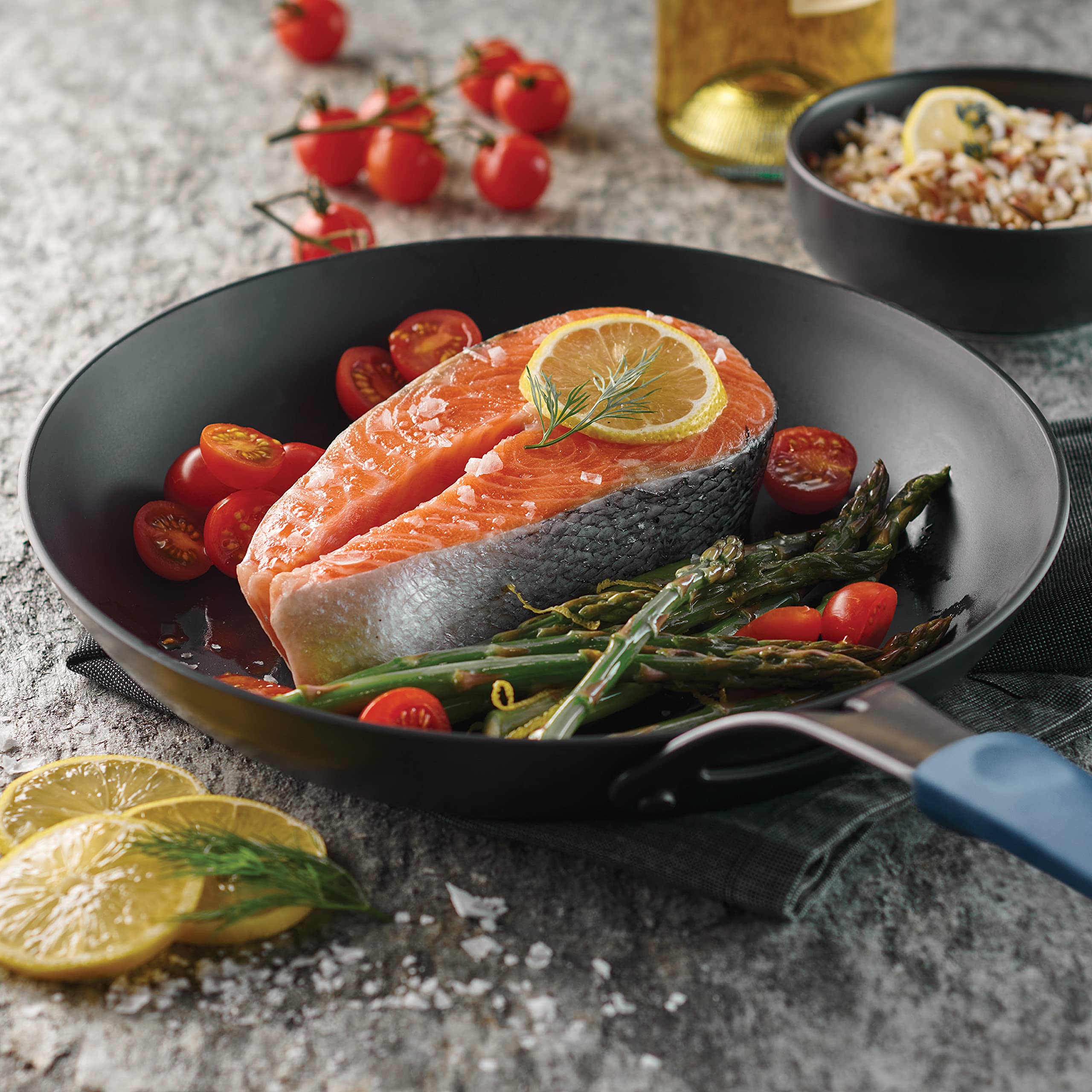 Tramontina 10 in Carbon Steel Fry Pan – with Silicone Grip, 80111/001DS