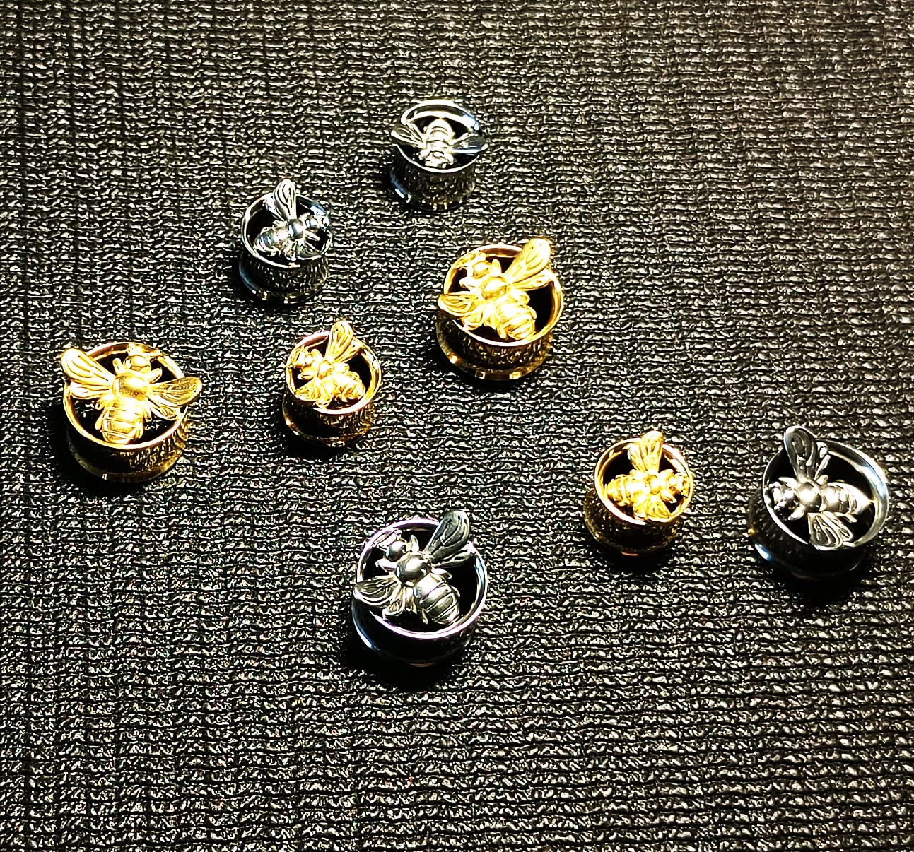 SUPTOP Ear Gauges Ear Plugs and Tunnels for Women Surgical Steel Screwed Ear Tunnels Bee Unique stretched Ears Size 0G