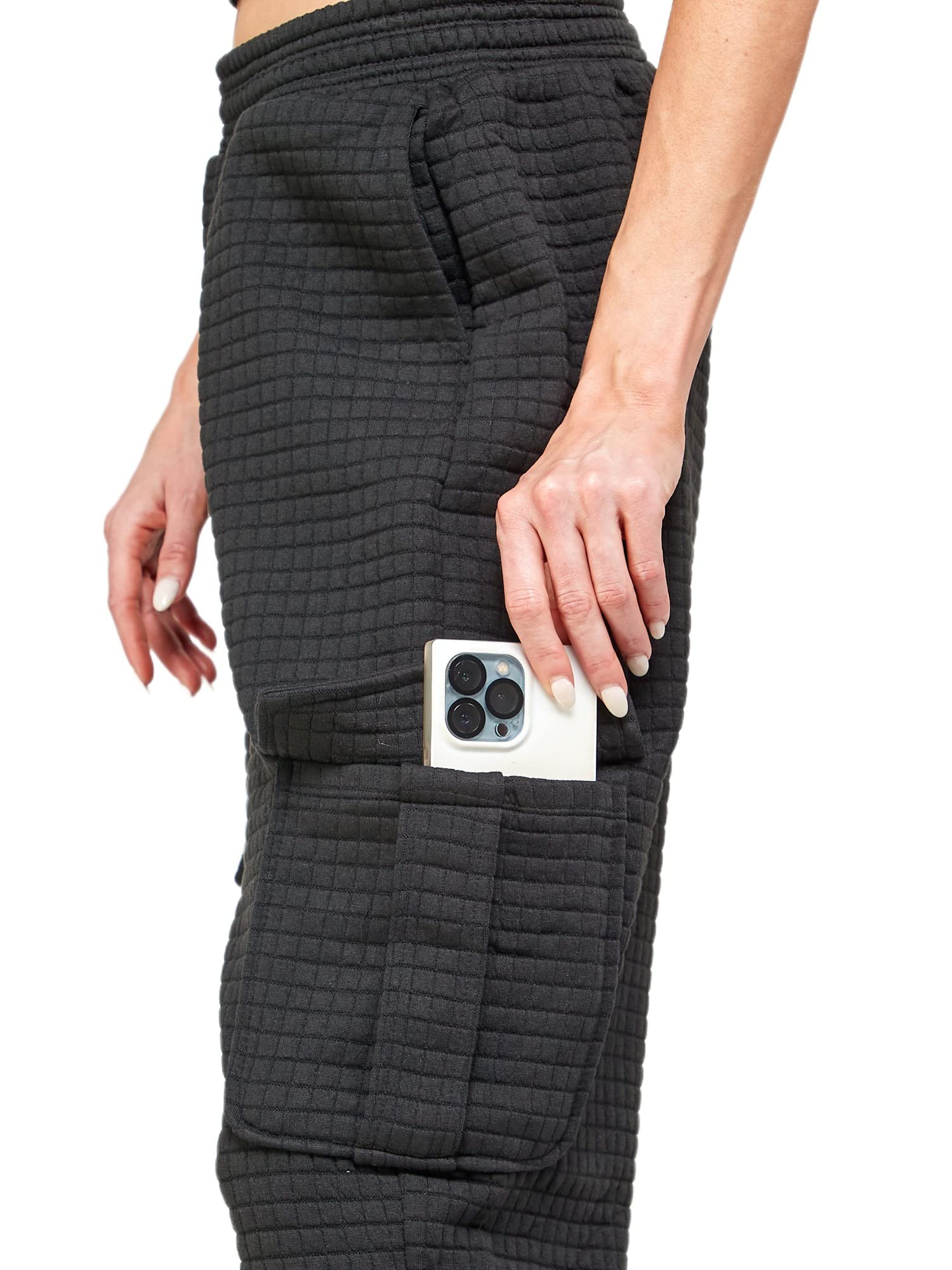 Sweatpants for Women Quilted Cargo Pocket Lightweight Casual Joggers Pants for Lounge and Workout Activities Like Yoga. Black
