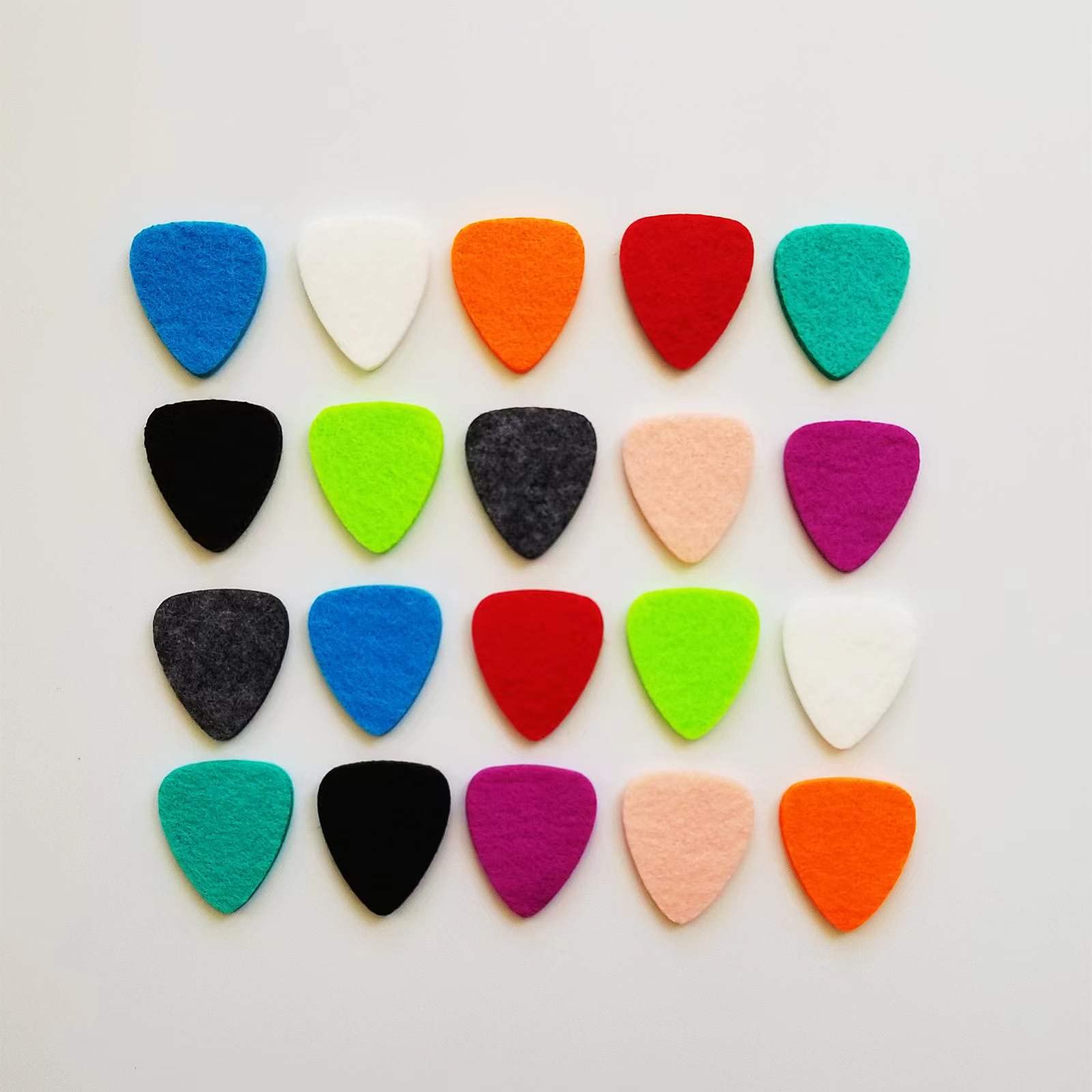 Tpyx 20 Pieces Felt Ukulele Picks with Pick Holder, Easy Grip Felt Picks for Bass, Ukulele, Guitar (Colorful)