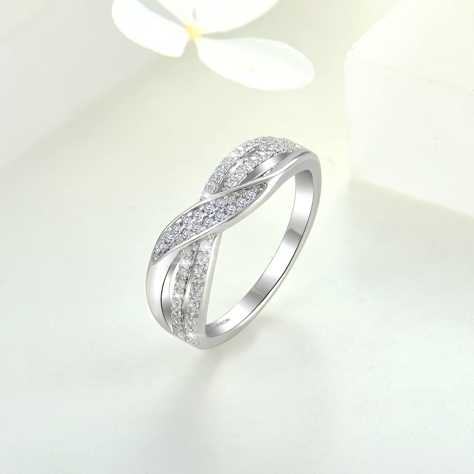 STARCHENIE 925 Sterling Silver X Cross Ring Cubic Zirconia CZ Wedding Band for Women size8