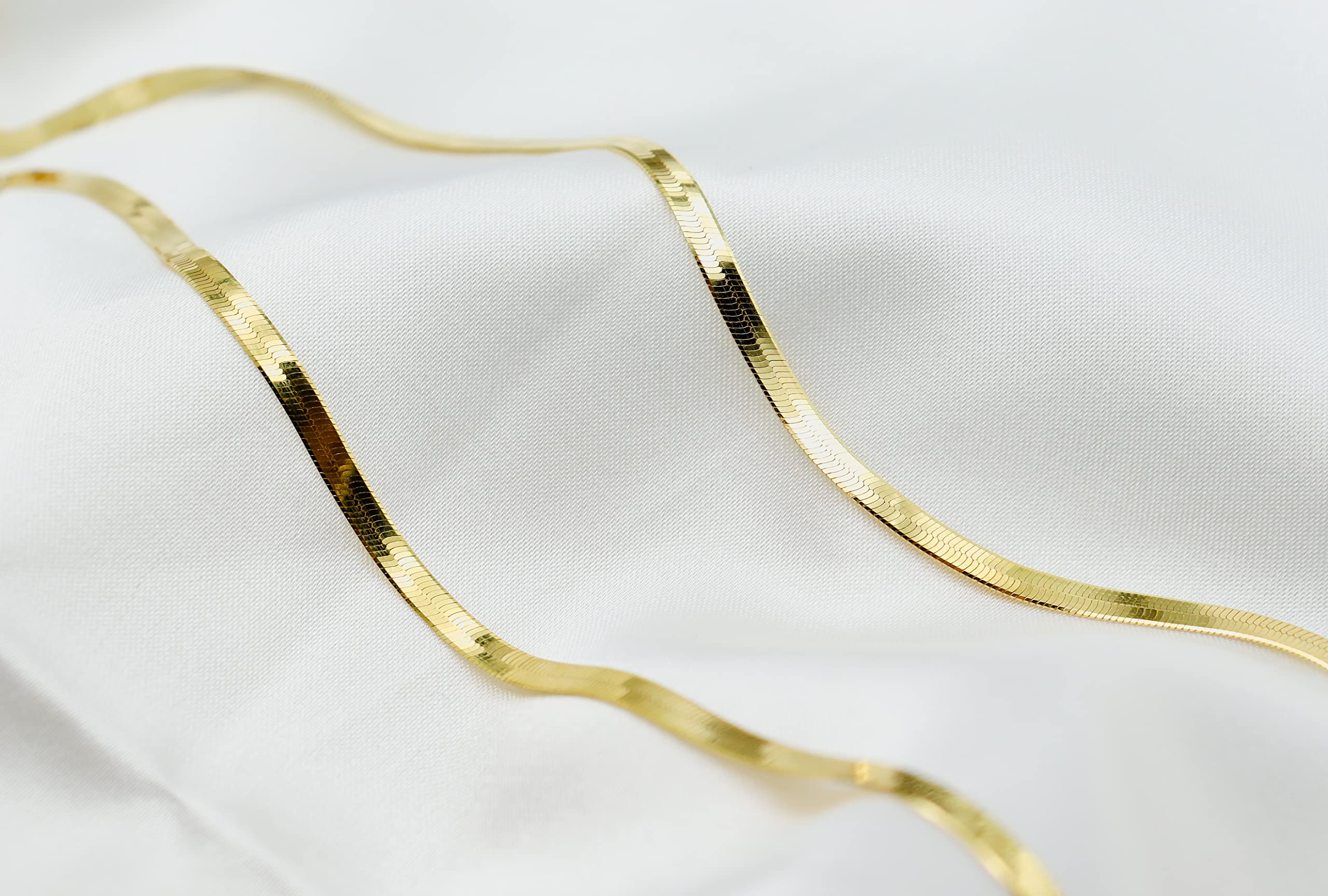 PORI JEWELERS 18K Gold Plating Over Sterling Silver 3MM Flexible Flat Magic Herringbone Chain Necklace - (3MM Gold, 20)