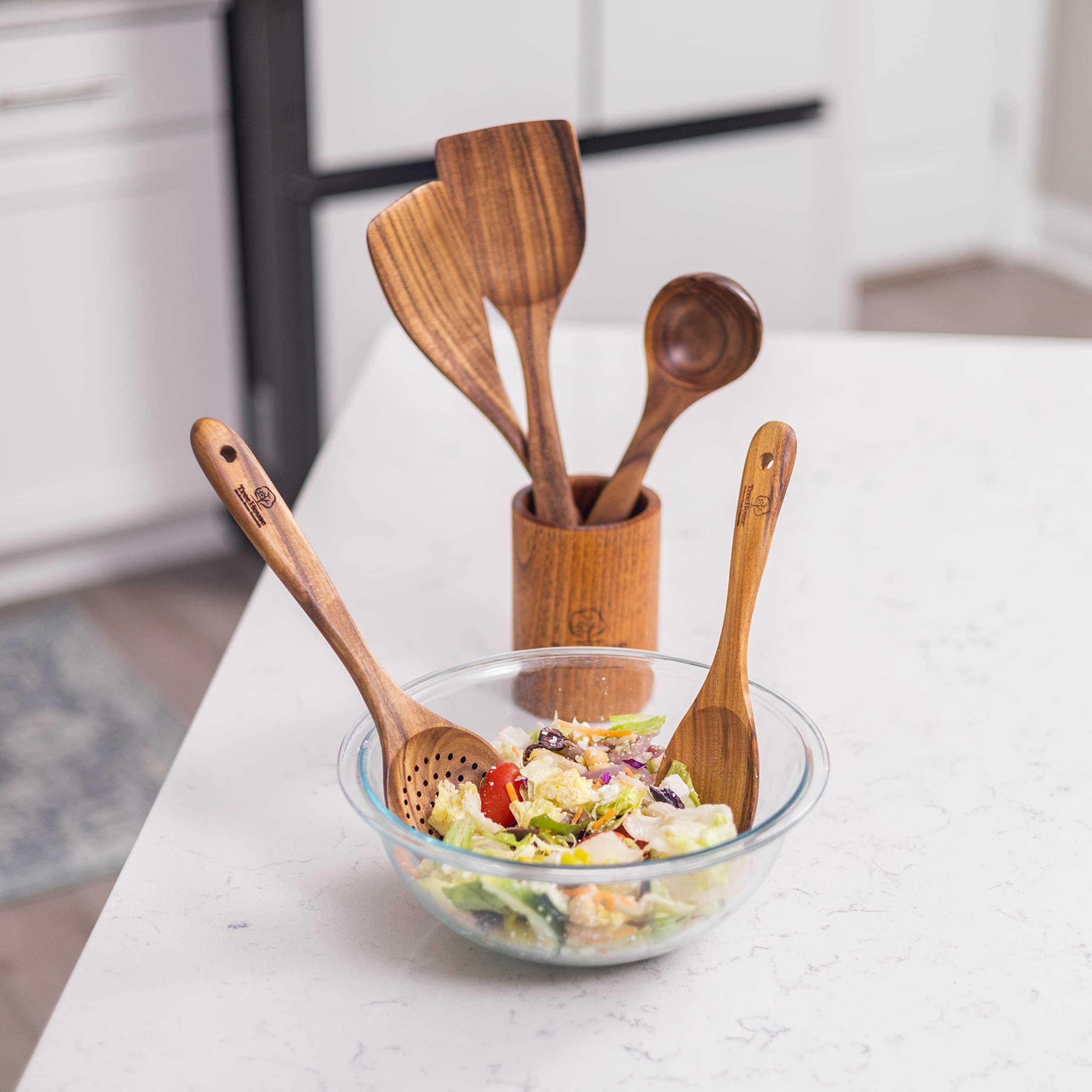 Natural Teak Wood Kitchen Gadgets use for Cooking Utensils Set, 6-Piece Wooden Spoons and Spatula with Holder, Nonstick and Healthy Kitchen Cookware for Comfortable Cooking Experience.