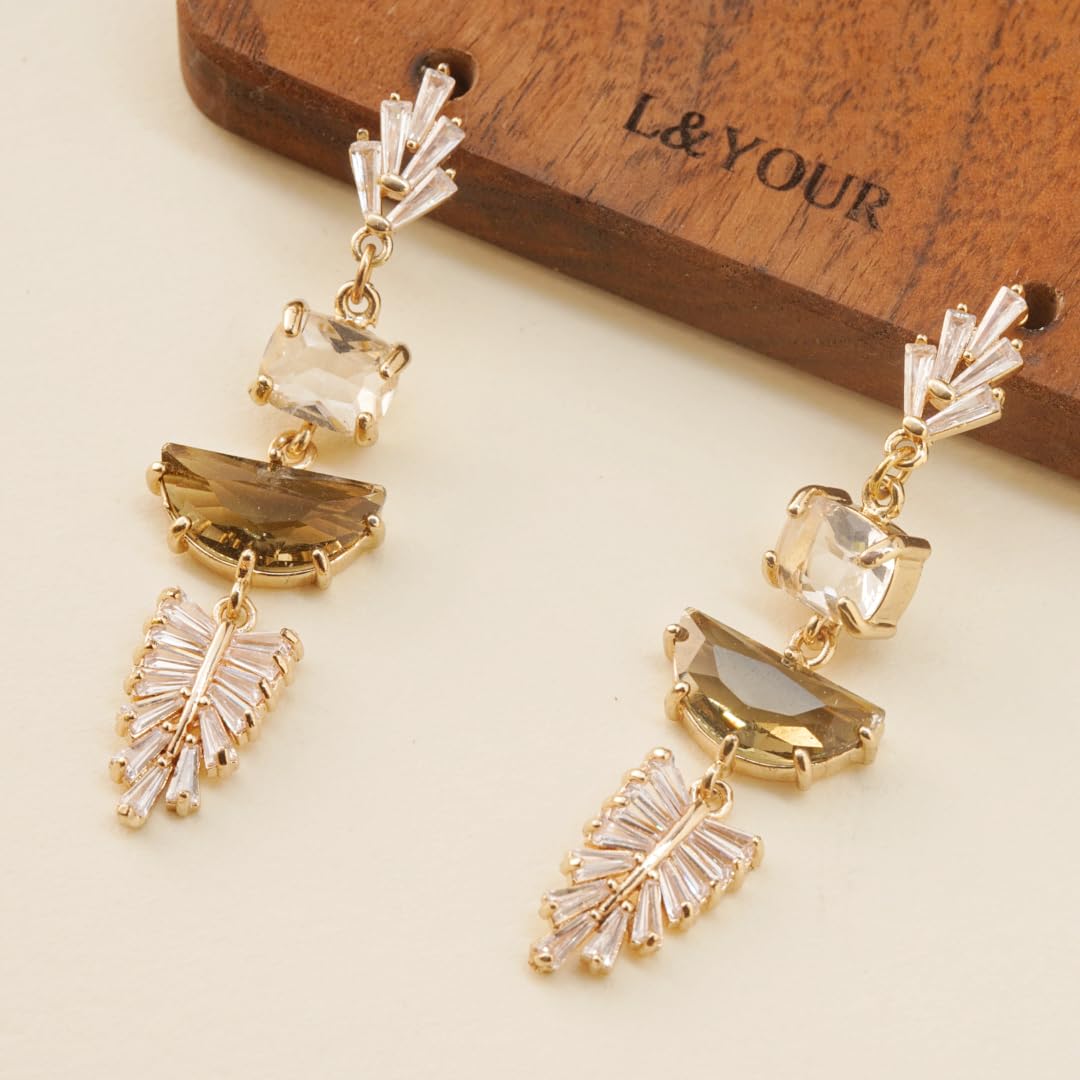 Vintage Flapper Art Deco Bridal Dangle Drop Earrings - Geometric Champagne Gold Chandelier Design, Perfect for 1920s Inspired Wedding,Bridal,Bridesmaid, and Prom