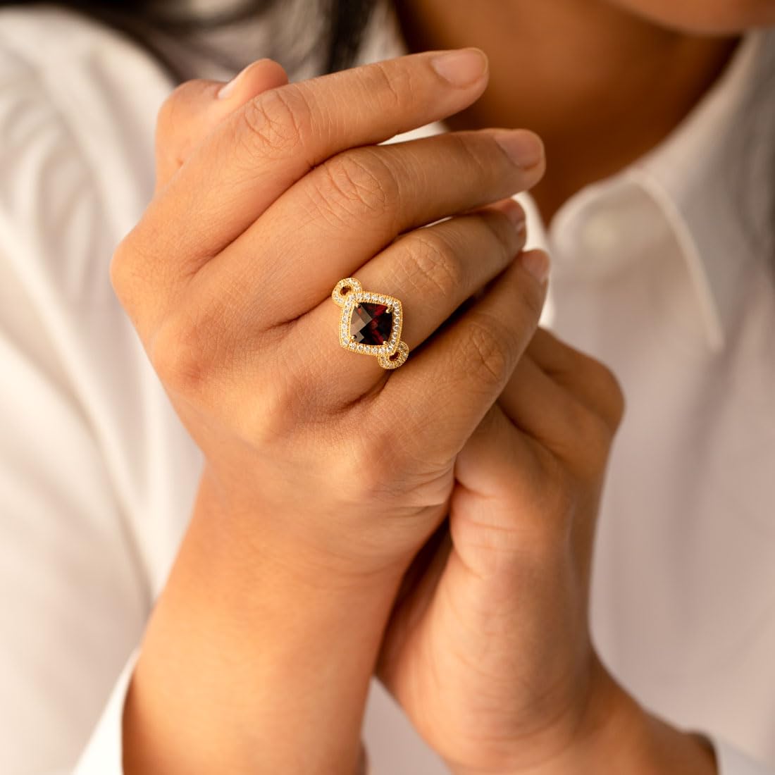 PEORA 14K Yellow Gold Garnet Ring for Women, Genuine Gemstone Birthstone, 2.50 Carats Cushion Cut Size 6