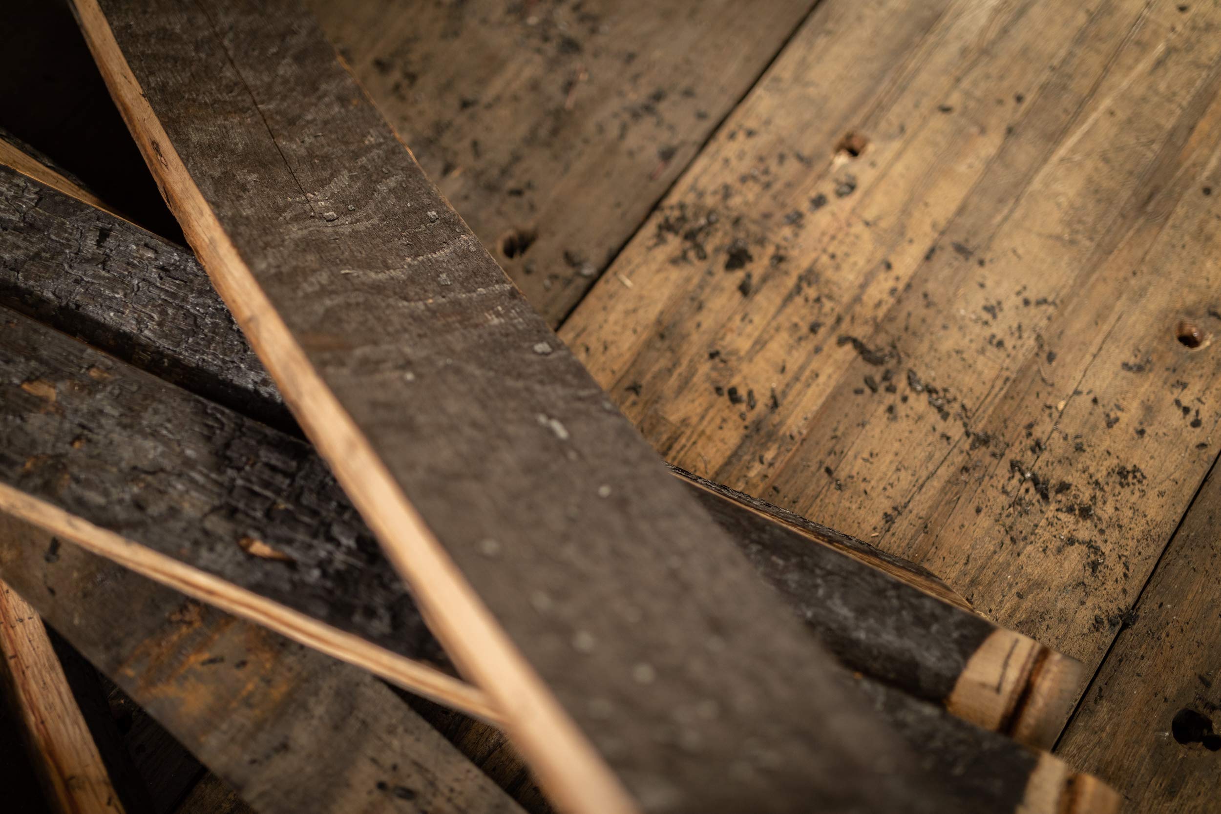 Midwest Barrel Company Full Set Authentic Bourbon/Whiskey Oak Barrel Staves, Set of 25 Staves