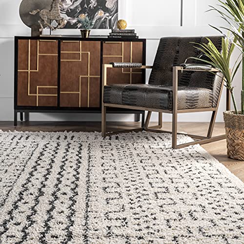 nuLOOM Sophie Moroccan Demarche Tassel Area Rug, 7x9, Off-white