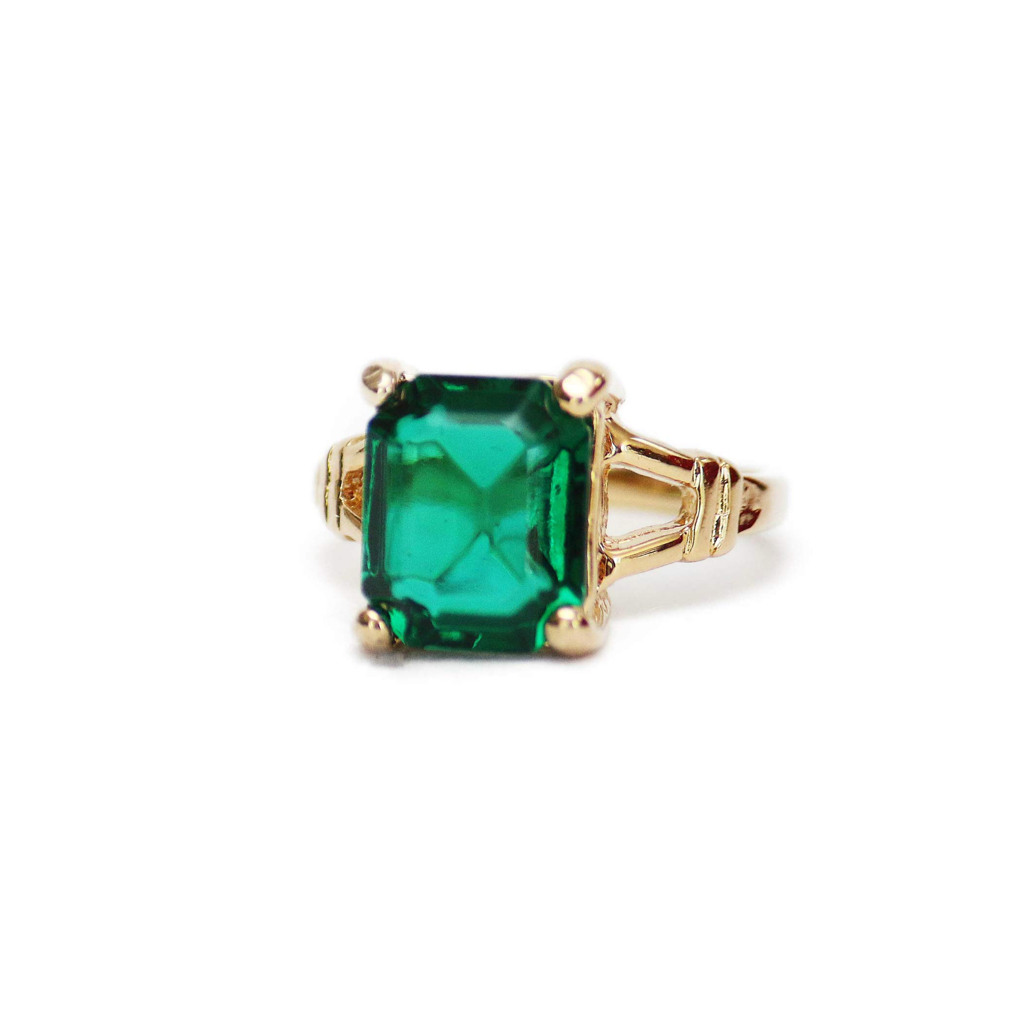 Providence Vintage Jewelry Emerald Austrian Crystal 18k Yellow Gold Plated Cocktail Ring