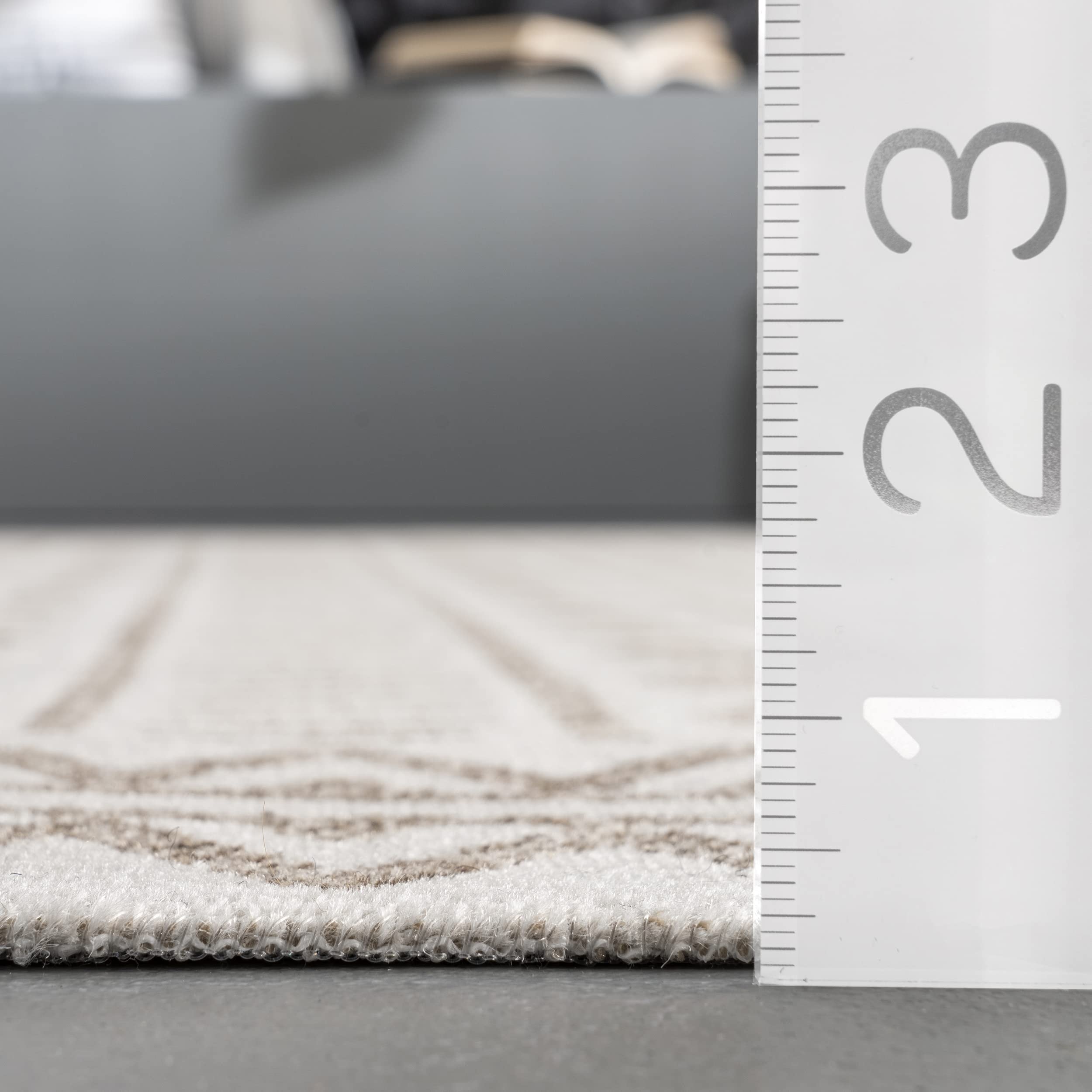 nuLOOM Outdoor Tribal Angie Area Rug, 7x9, Beige
