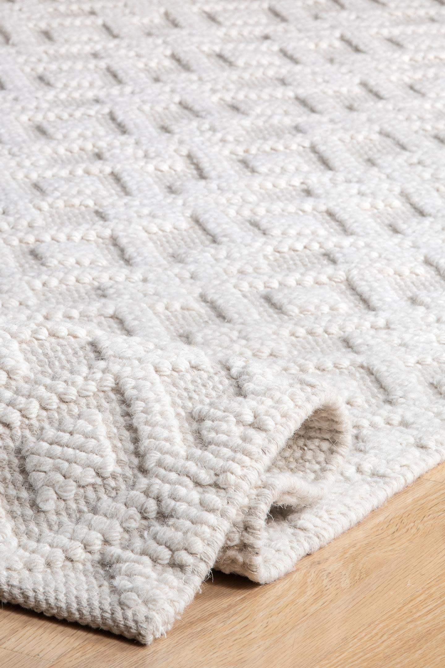 nuLOOM Kadence Diamond Trellis Texture Area Rug, 8x10, Ivory