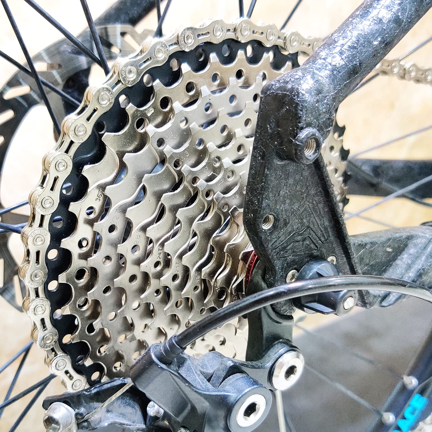 RATUXTR 9 Speed Cassette for Mountain Bike, 11-40T Mountain Bicycle 9 Speed Cassette Flywheel Fit for MTB BMX Road Bicycle, Super Light