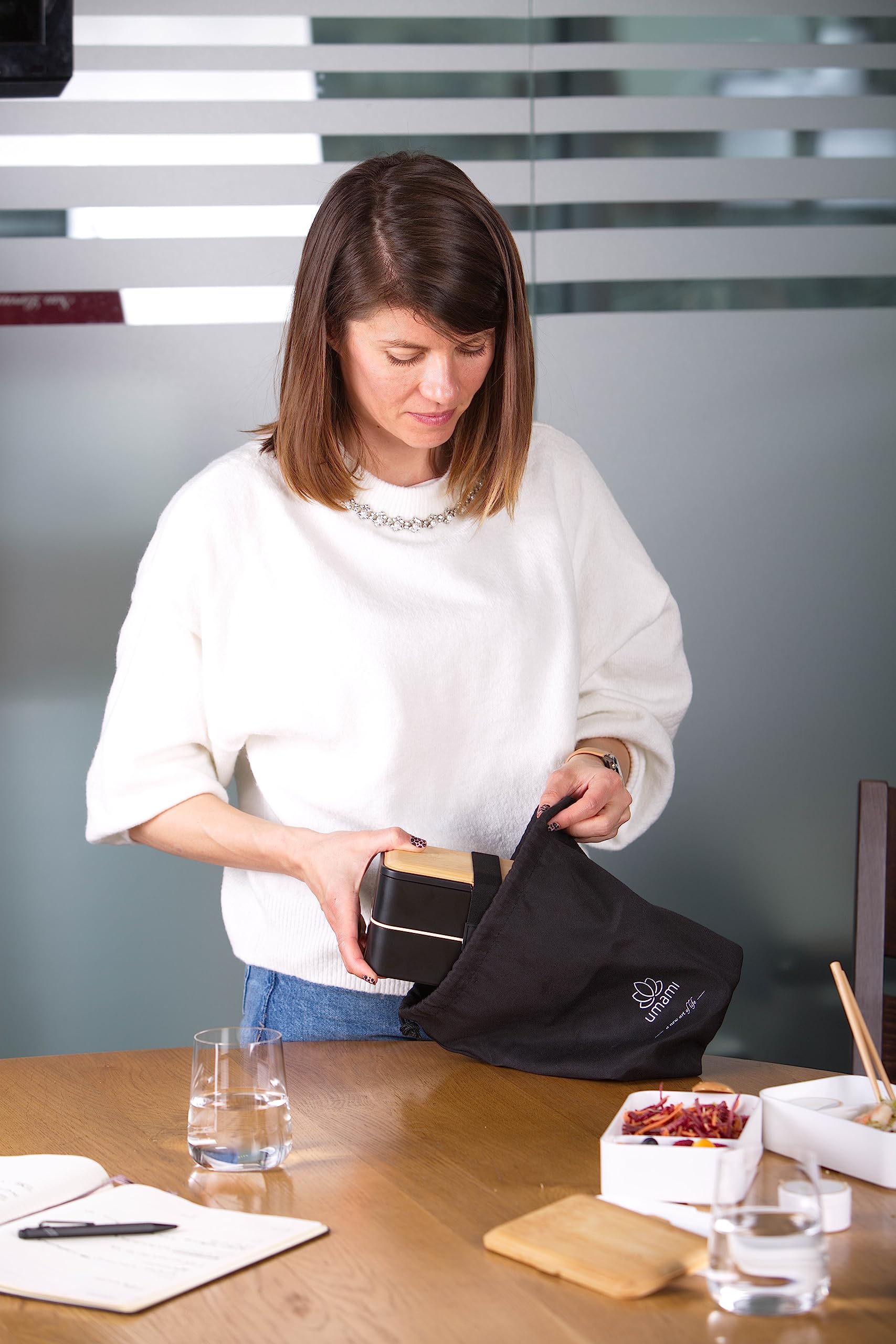 Umami Pochette Lunch Bag, Black, Unisex, Durable, Compact, Stylish