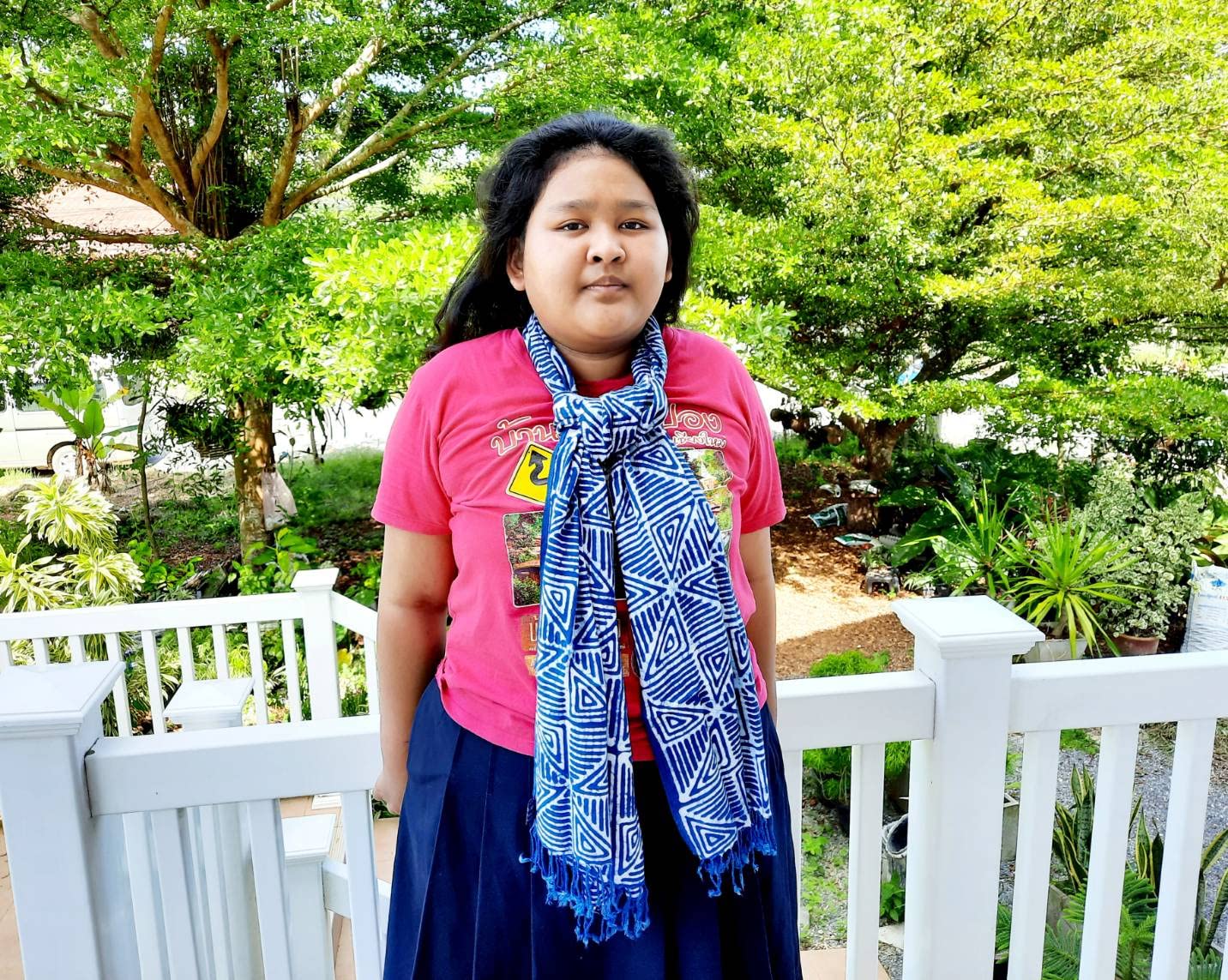 SO Thai - Handmade Indigo Batik scarf, handblock print, rayon fabric, size 55 * 180 cm. Indigo Blue