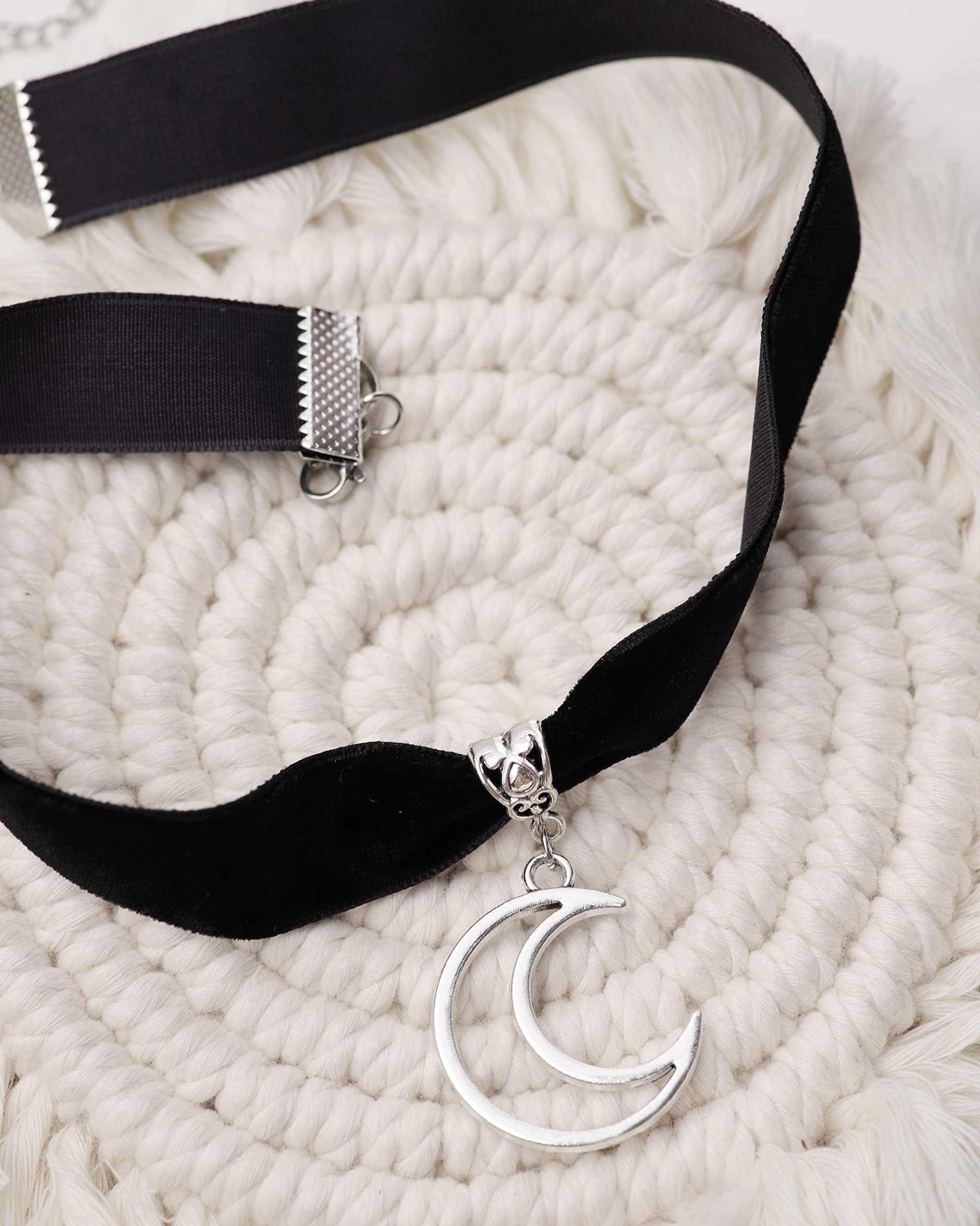 Sacina Gothic Crescent Moon Choker Necklace, Moon Sun Pendant, Goth Gift for Women, Christmas Gift for Women (S- Moon Choker)