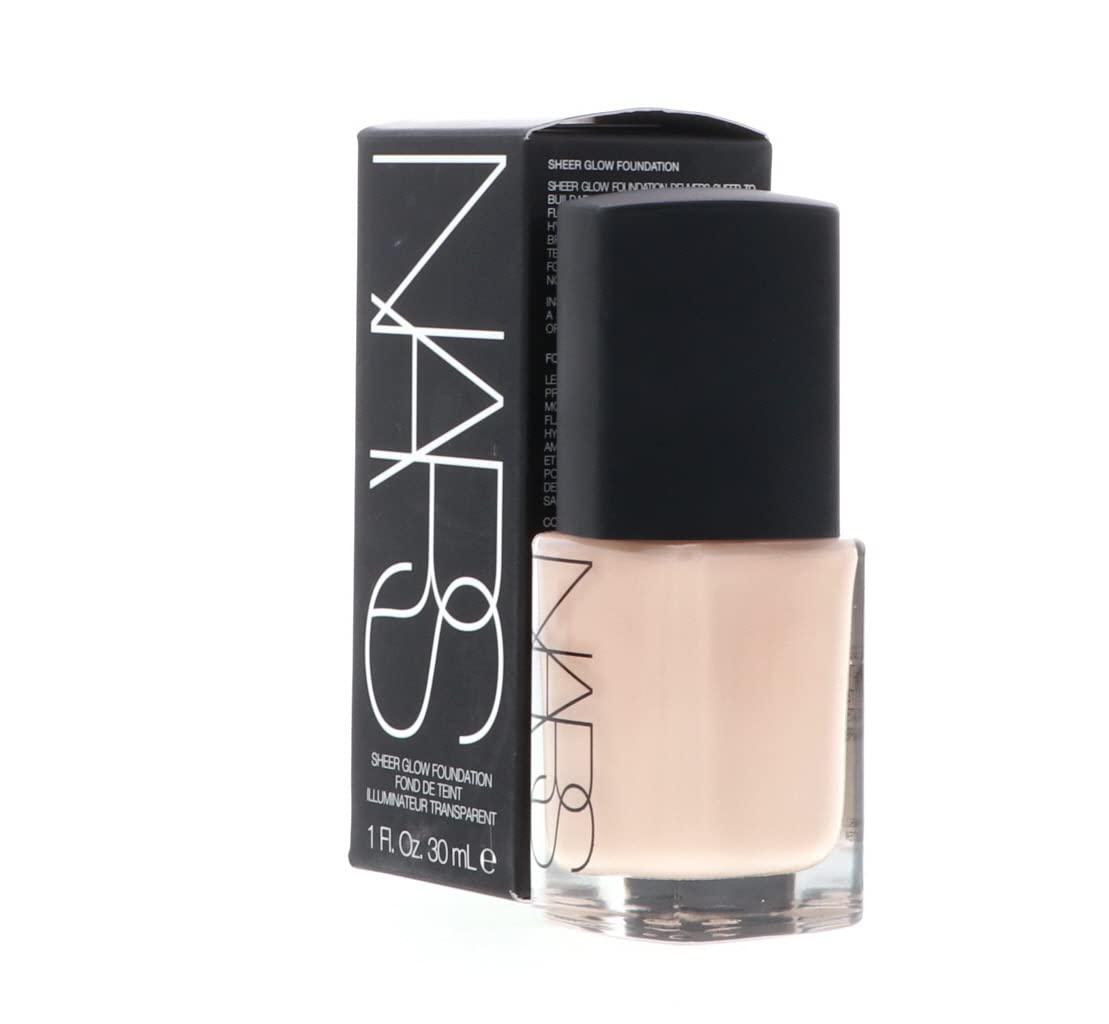 NARS Sheer Glow Foundation - Santa Fe (Medium 2 - Medium with Peachy Undertone) 30ml/1oz