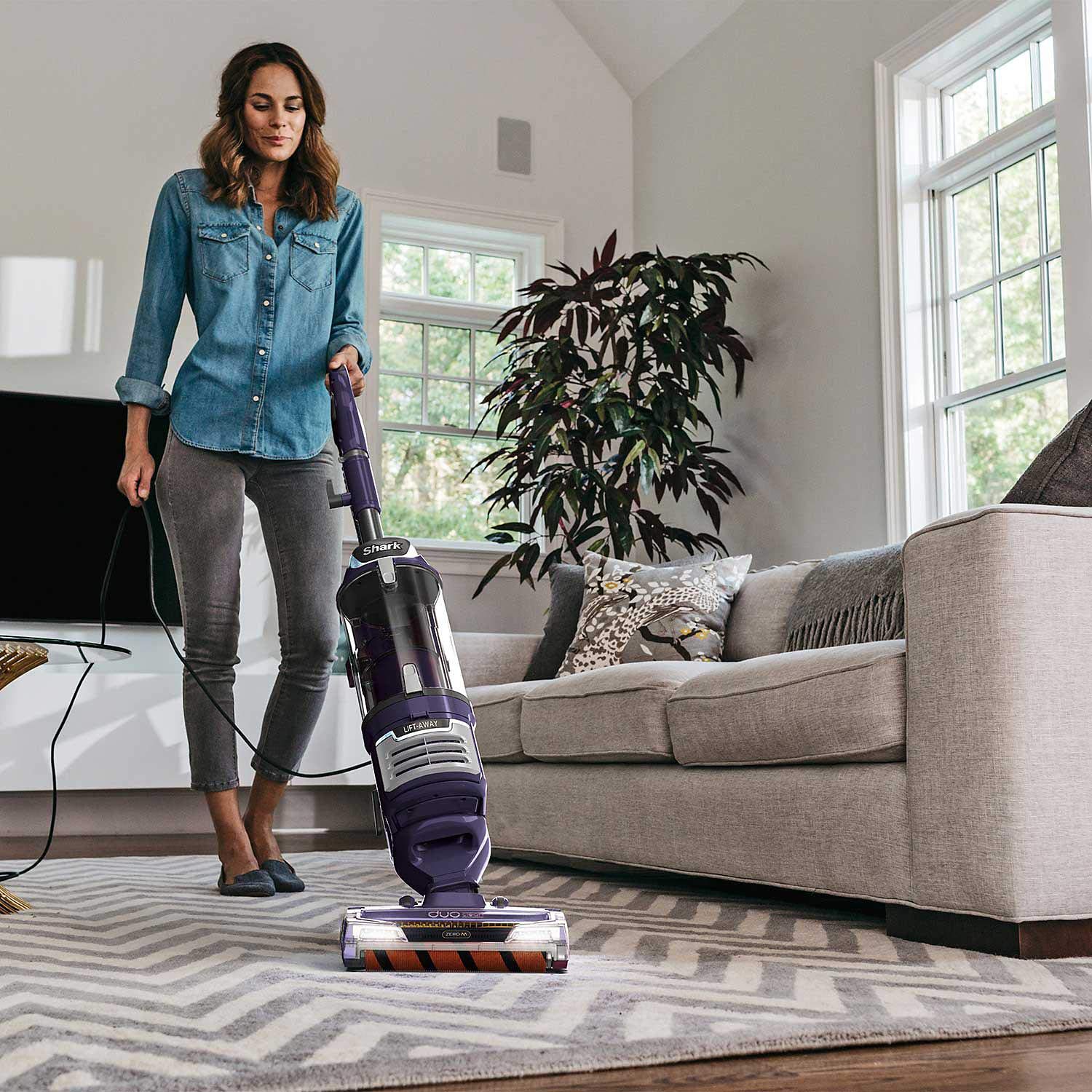 Shark ZU785 DuoClean with Zero-M Self-Cleaning Brushroll Lift-Away Pro Upright Vacuum