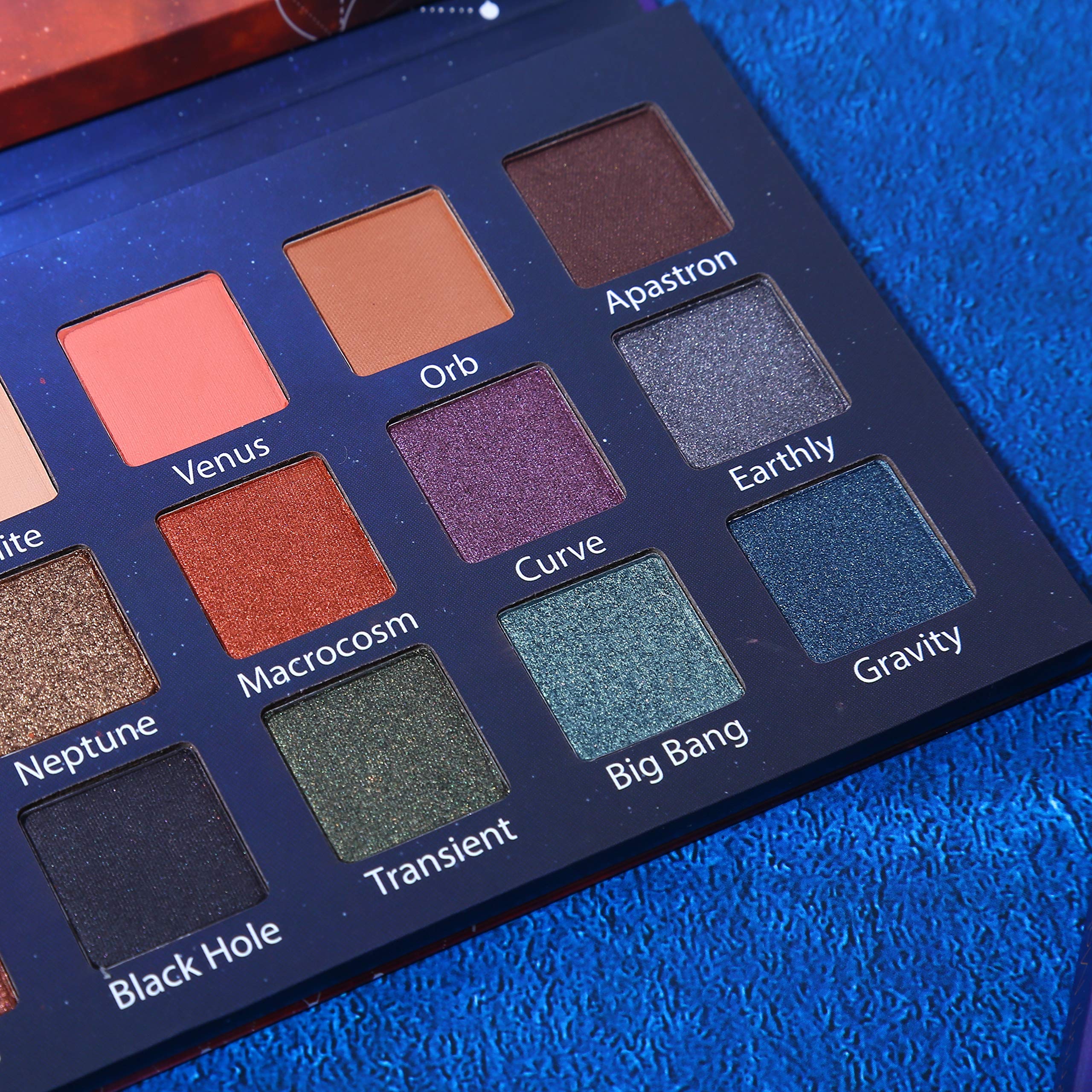 Prism Makeup 21 Colors Pigmented Eyeshadow Palette 6 Matte + 15 Shimmer Blendable Long Lasting Eye Shadow Palette Natural Colors Neutral Pigment Shadow Shimmers Make Up Cosmetics