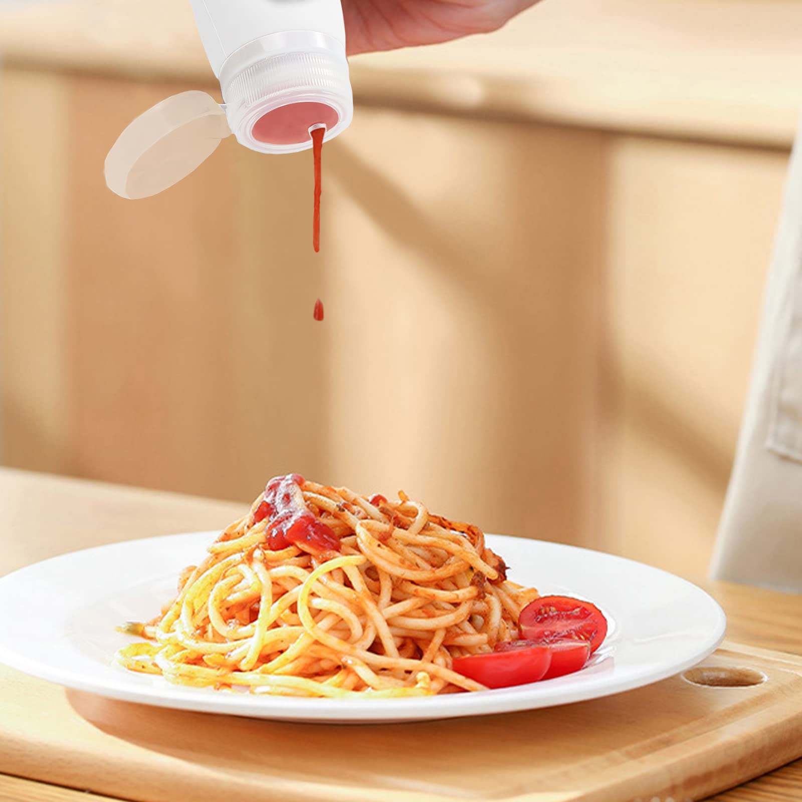 TACYKIBD 4Pcs Squeeze Salad Dressing Bottles, Portable Sauce Condiment Bottles with 2 Cleaning Brush and Food Storage Condiment Bottles with Keychain, Leakproof Dressing to Go for Lunch (1.4oz, 40ML)