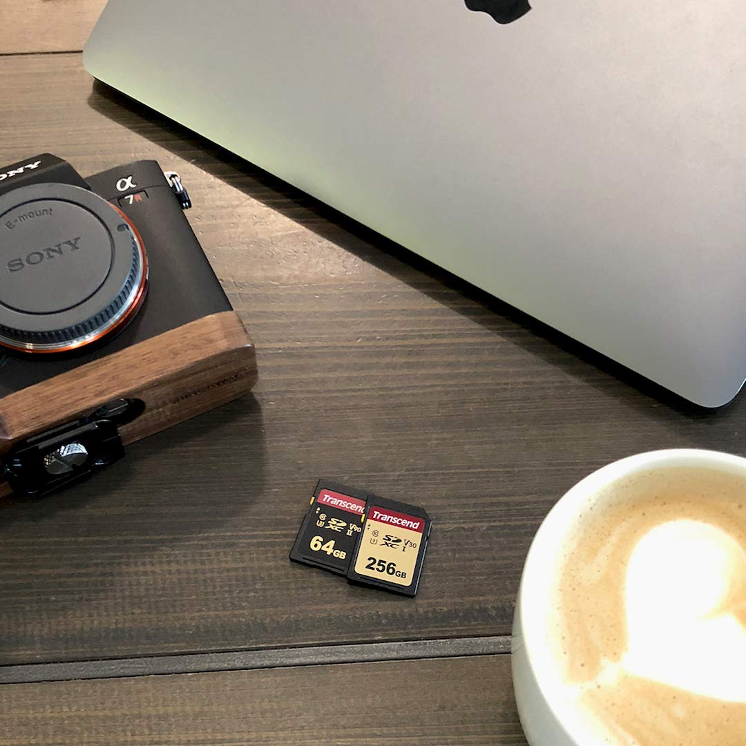 Transcend TS64GSDC700S 64GB UHS-II U3 V90 SDHC Flash Memory Card