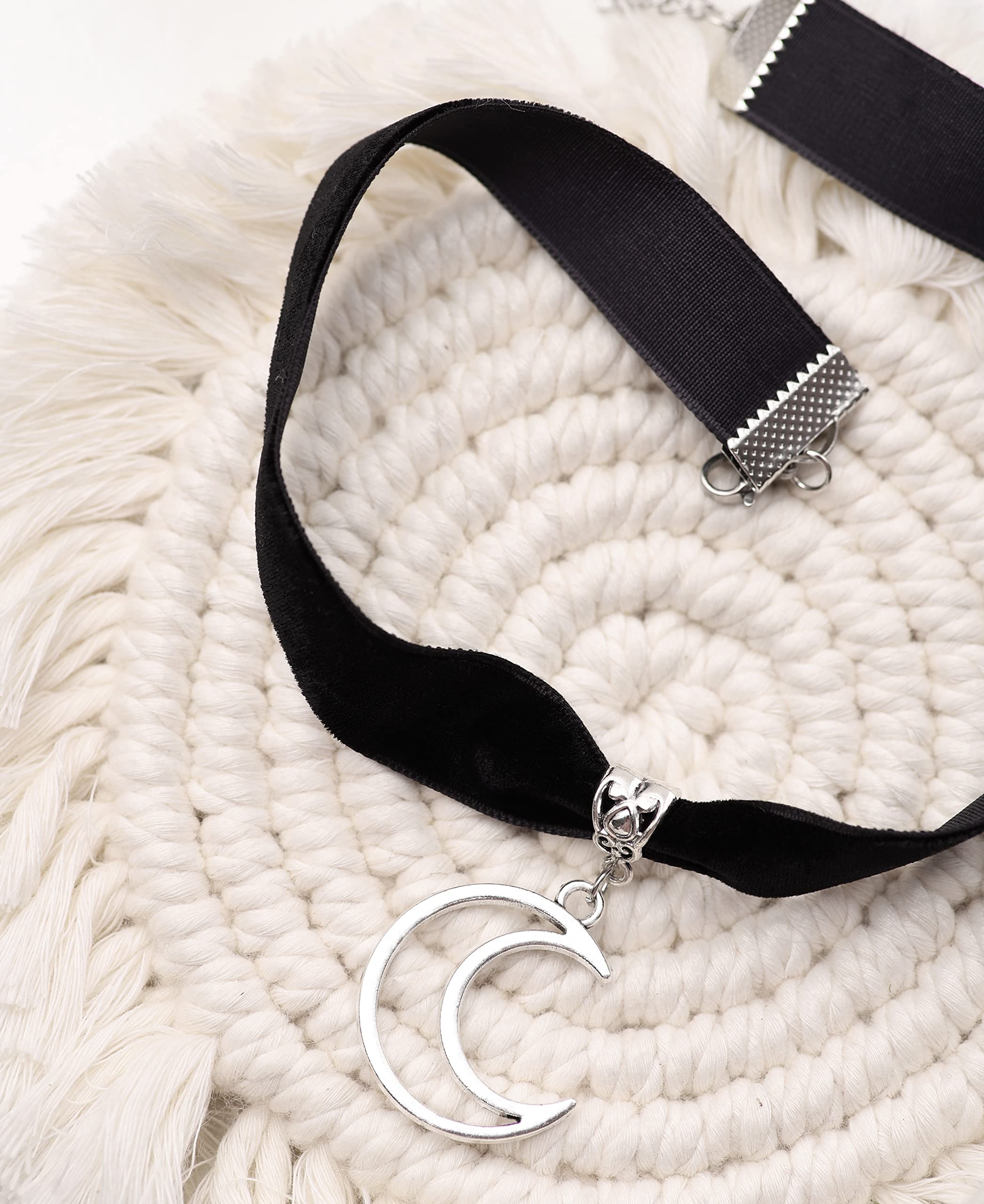 Sacina Gothic Crescent Moon Choker Necklace, Moon Sun Pendant, Goth Gift for Women, Christmas Gift for Women (S- Moon Choker)