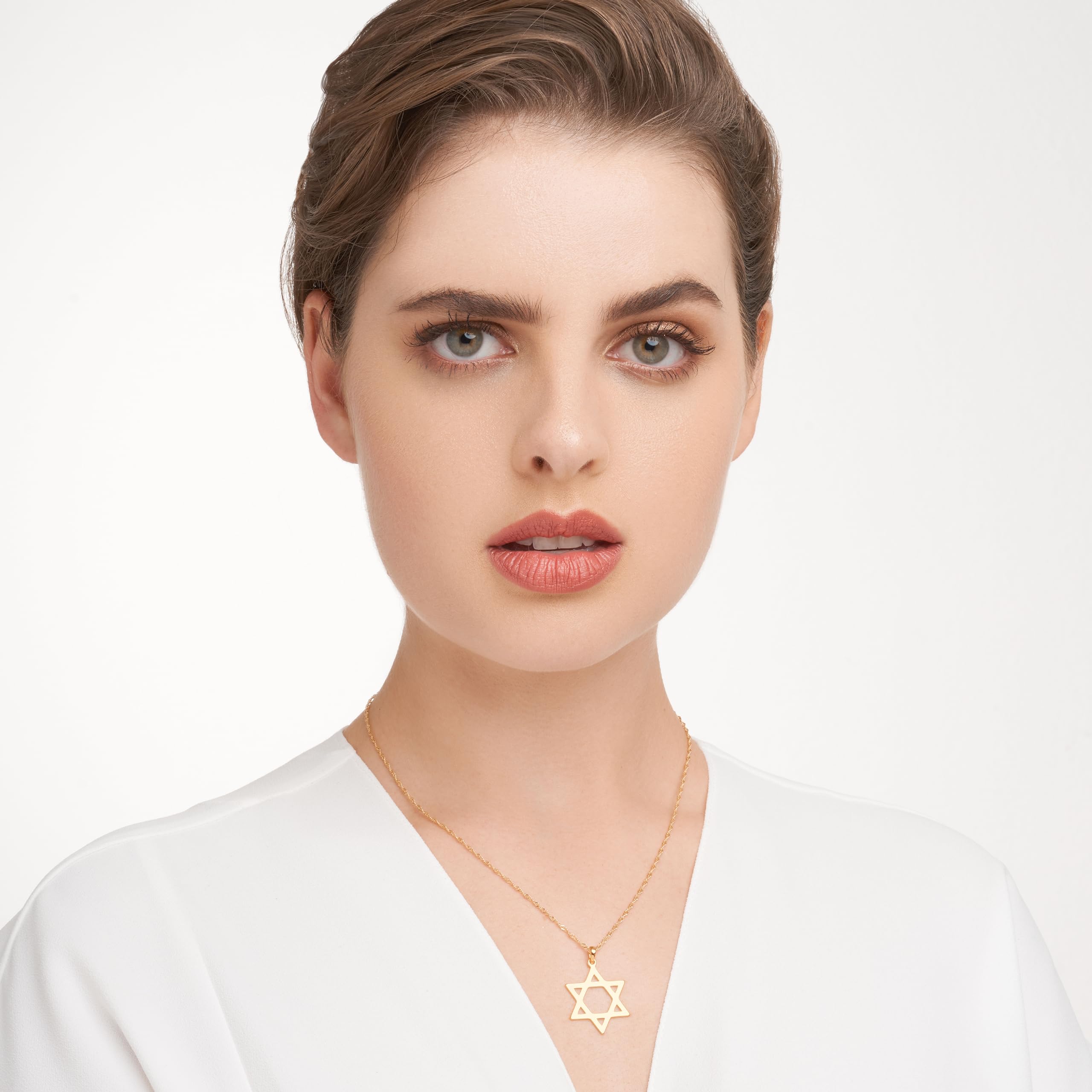 MORGAN & PAIGE 18k Yellow Gold Plated 925 Sterling Silver Star of David Pendant Necklace With 18" Cable Chain