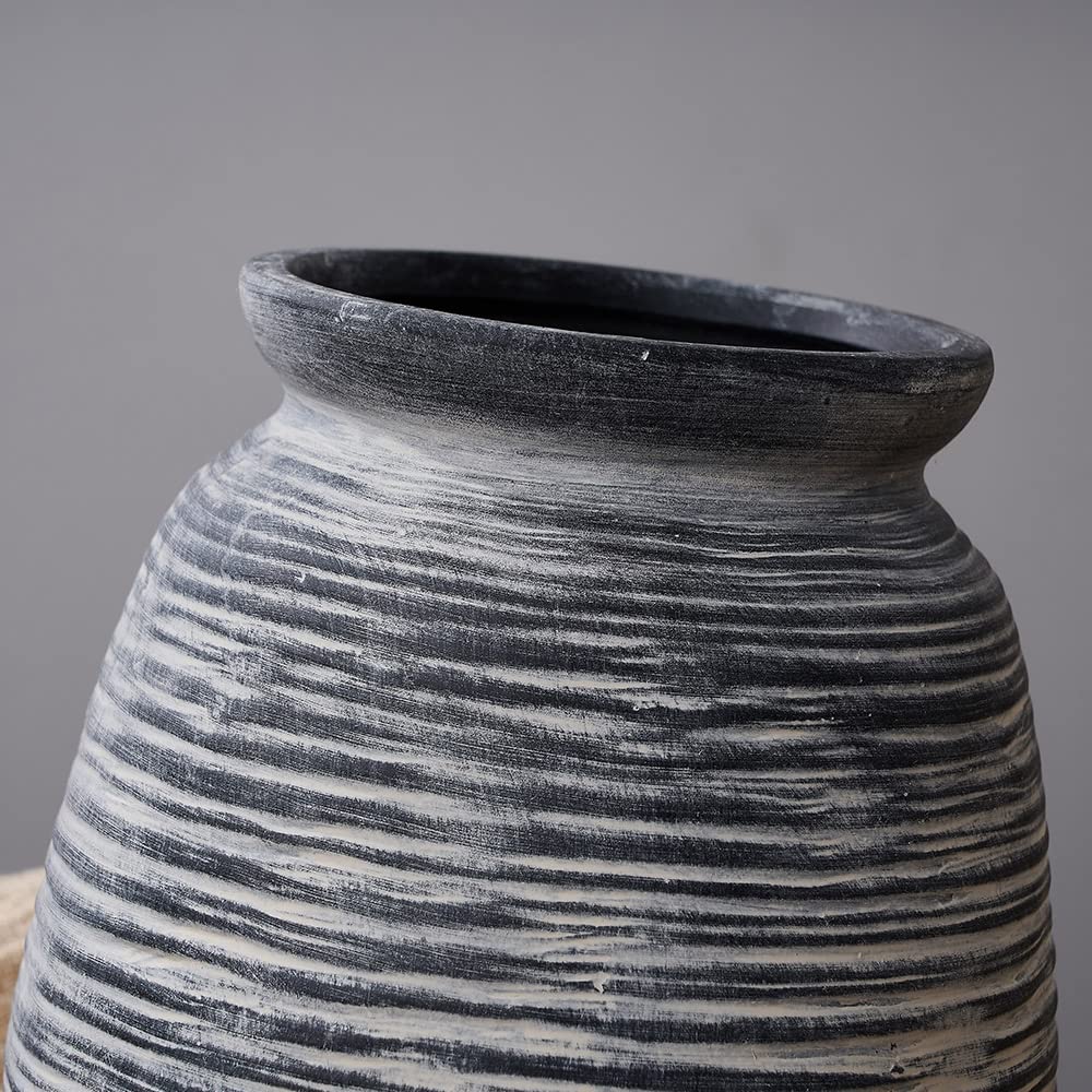 SIDUCAL Ceramic Rustic Farmhouse Flower Vase, Pottery Decorative Flower Vase for Home Decor, Table, Living Room Decoration, Shelf Decor, Mantel, 7.3 Inch, Black
