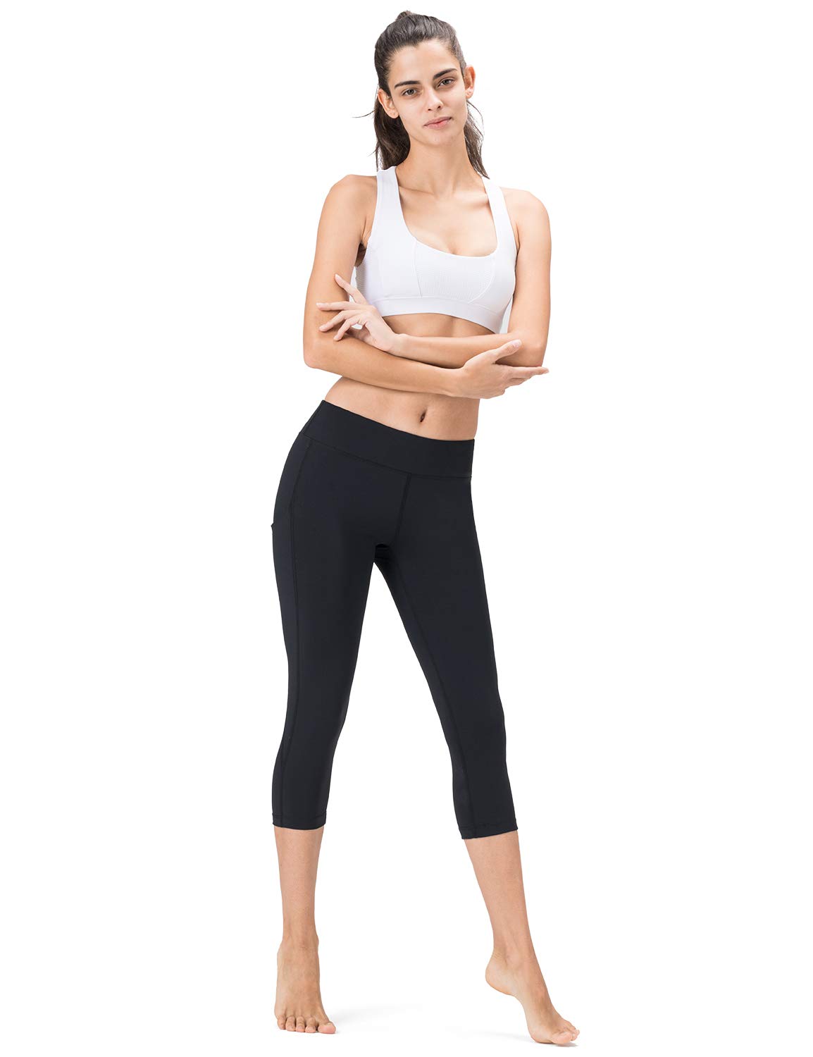 NAVISKIN Women's Yoga Running Capri Leggings Workout Outdoor Capri Pants Side Pockets Black Size L
