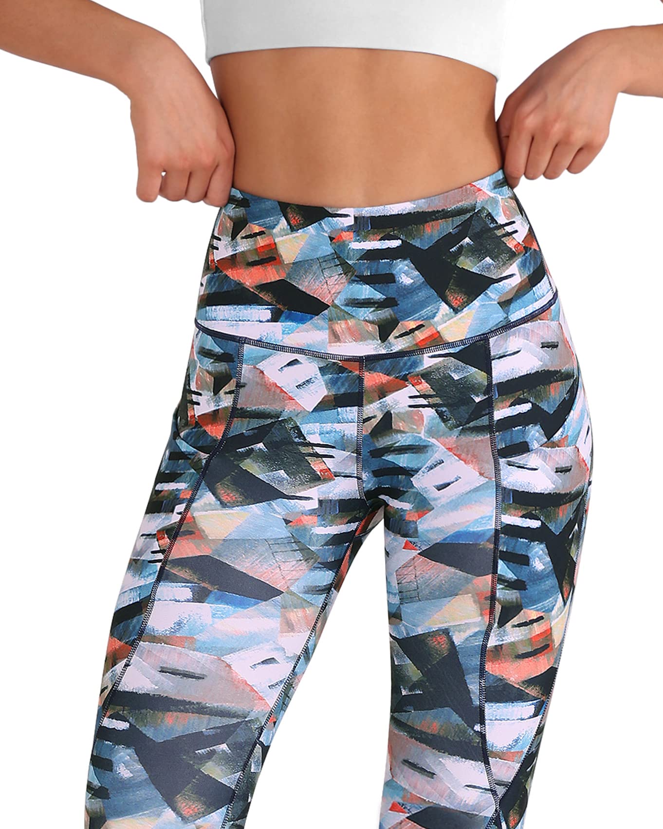 ODODOS Women's High Waisted Pattern Yoga Capri Leggings with Pockets, Tummy Control Non See Through Sports Athletic Workout Running Capris, FineArt, Large