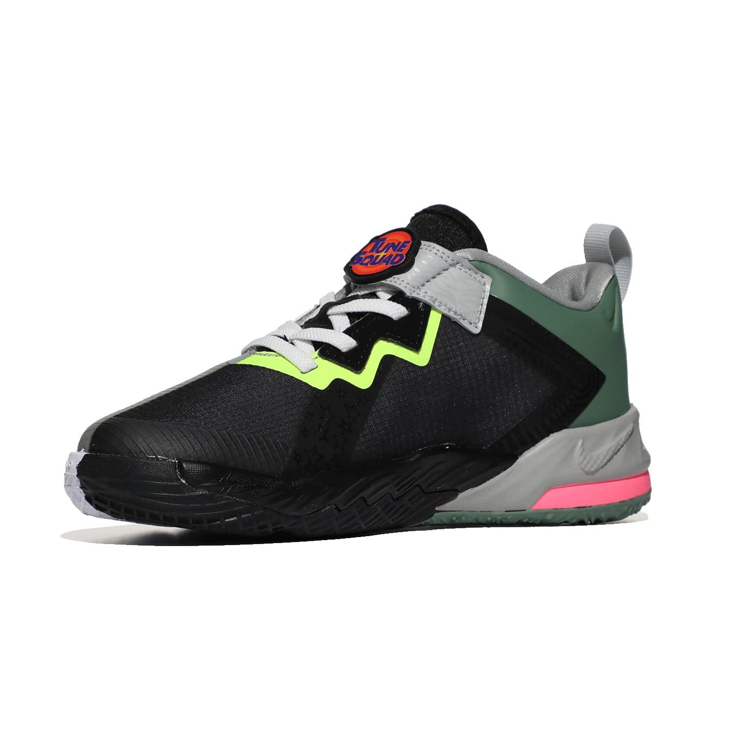 Nike Boy's Lebron XVIII Low (PS) (Little Kid) Light Smoke Grey/Sunset Pulse/Black/White 3 Little Kid M