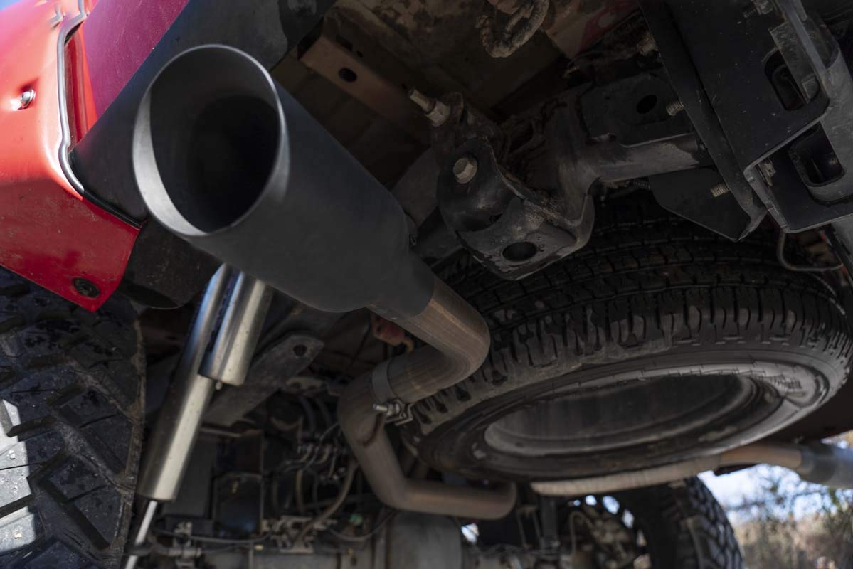 Rough Country Dual Cat-Back Exhaust for 2015-2020 Ford F-150 2WD/4WD - 96006