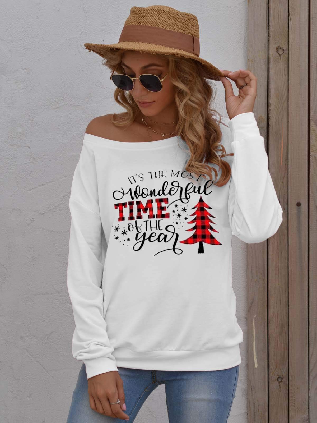 SENFURE Merry Christmas Sweatshirts for Women Christmas Tree Print Long Sleeve Sweatshirt Off the Shoulder Pullover T-Shirt Top