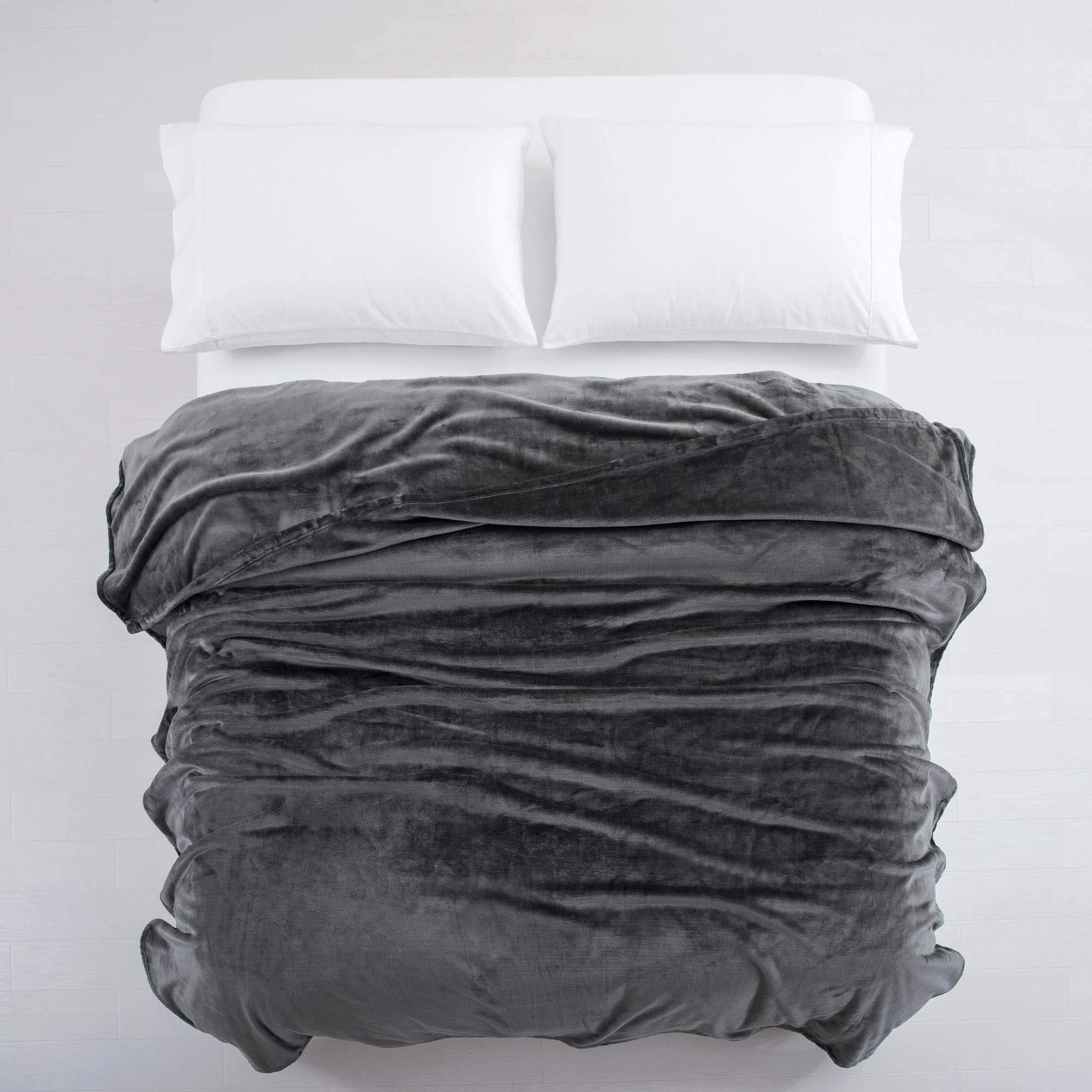 MOONLIGHT20015 Fleece Blanket Twin Size - Super Soft Cool Fuzzy Dark Grey Throw Blanket for Couch and Sofa - Lightweight Luxury 400 GSM Microfiber Fluffy Bed Blankets and Throws, 60 x 80 Inches (Twin)