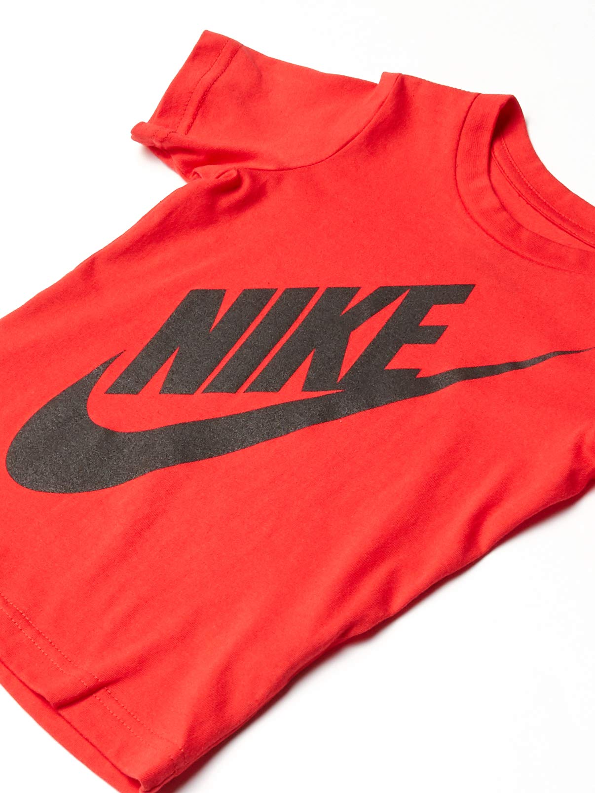 NIKE Children's Apparel Boys' Little Sportswear Graphic T-Shirt, University Red, 7