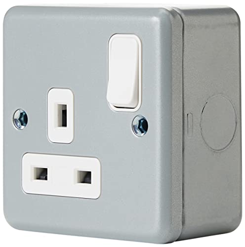 MK Metalclad Plus K2977 ALM 13 amp 1-Gang Double-Pole Switch Socket