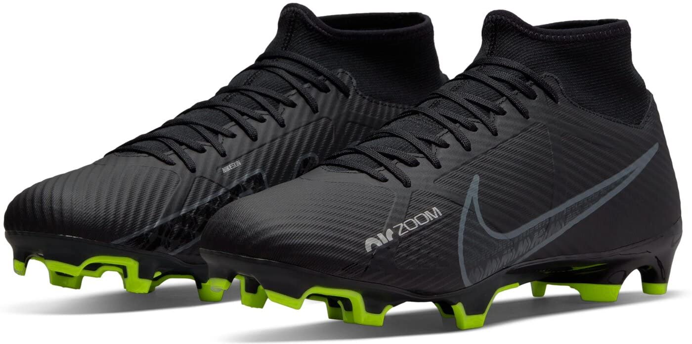 NIKE Men's Sneaker, Black Dk Smoke Grey Summit White Volt, 8.5