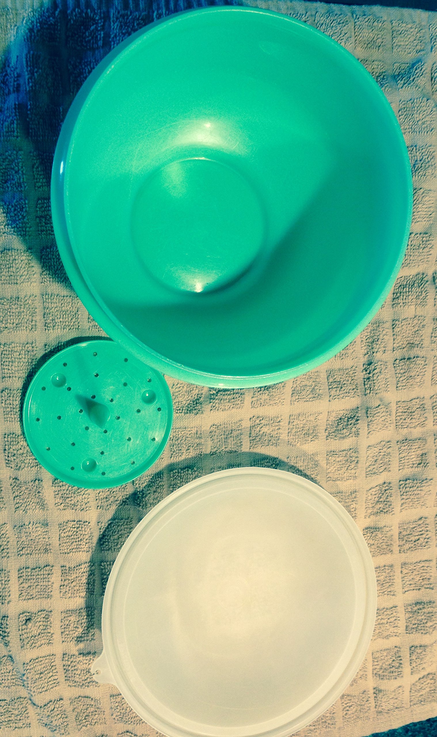 Vintage Tupperware Jadite Green 3-Piece Crisp-It Lettuce Keeper