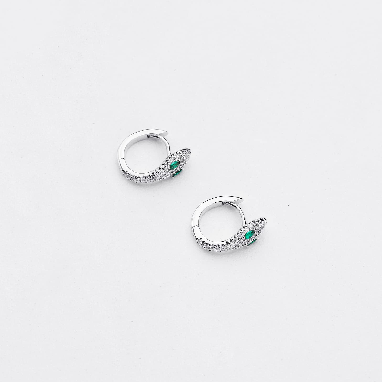 Snake Earrings,Hyperallergic Snake Earrings for Women,Dainty Huggie Hoop Earrings,Cool Silver Snake Earrings,Cute Snake Dangle Earrings for Women Gift Ma réponse