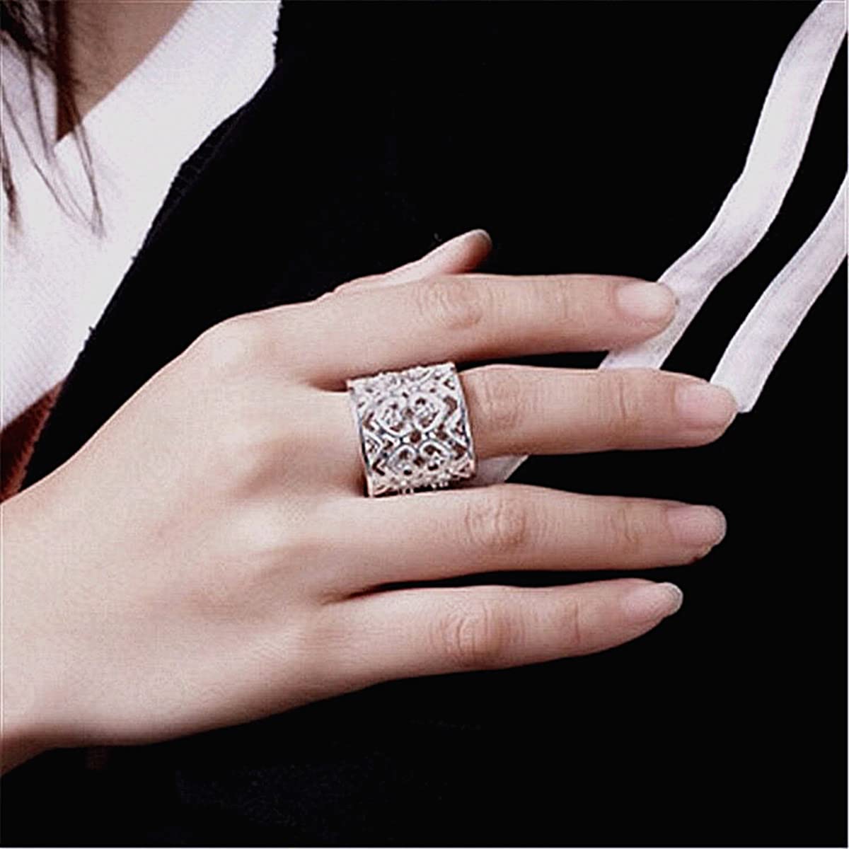 Naivo Retro Europe Style Rose Gold Plated Hollow Hears White Zircon Resizable Band Ringe (silver)