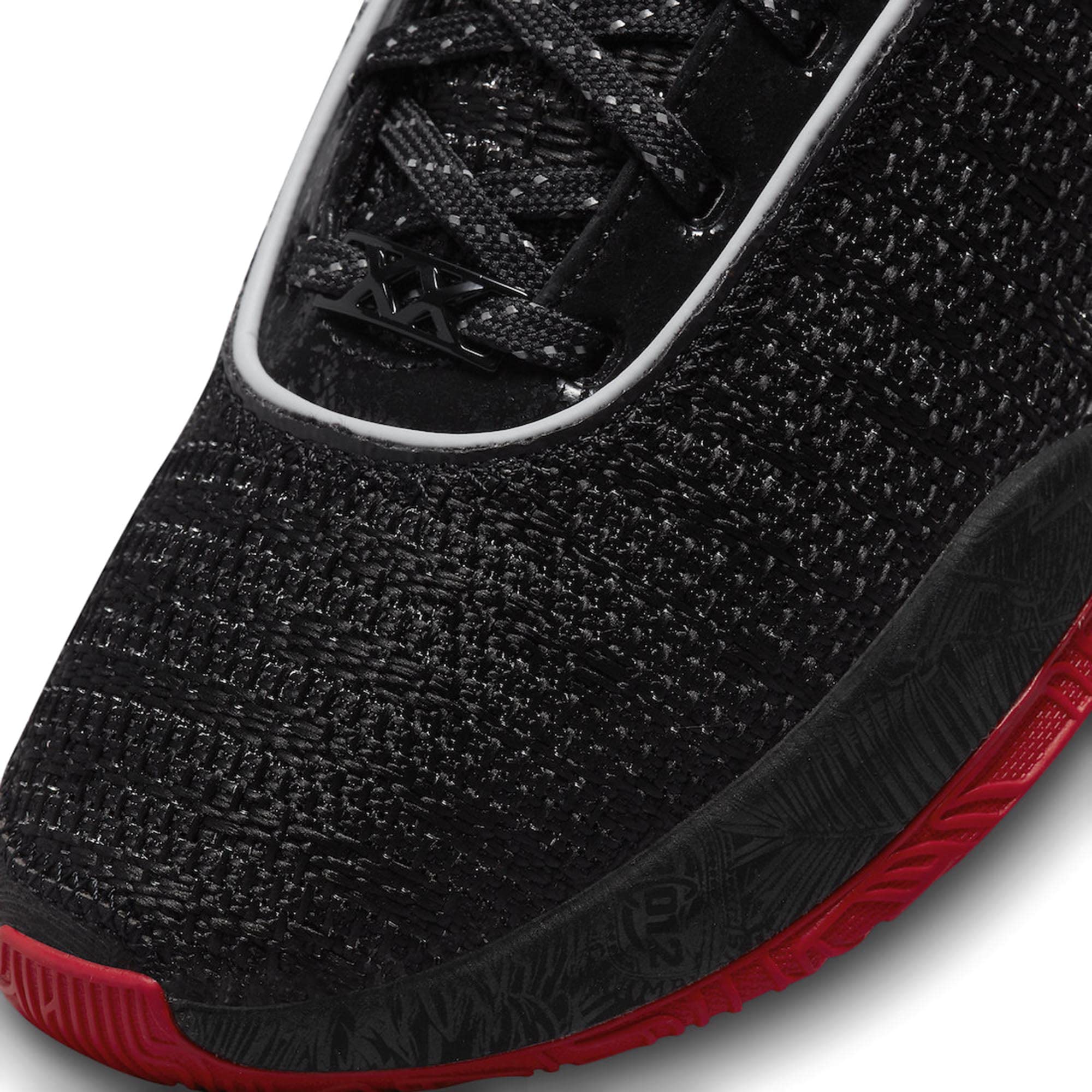 Nike Lebron XX (Big Kid) Black/Black/University Red 5 Big Kid M