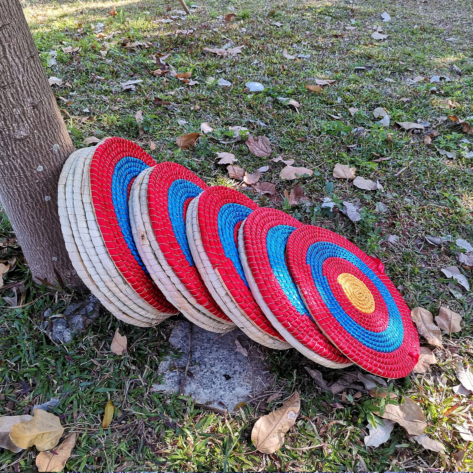 Traditional Hand-Made Straw Archery Target, 19.6 * 19.6 Target with Rope Handle Paper and Archery Accessory Tools for Home Outdoor Shooting Practice (2-Layer)