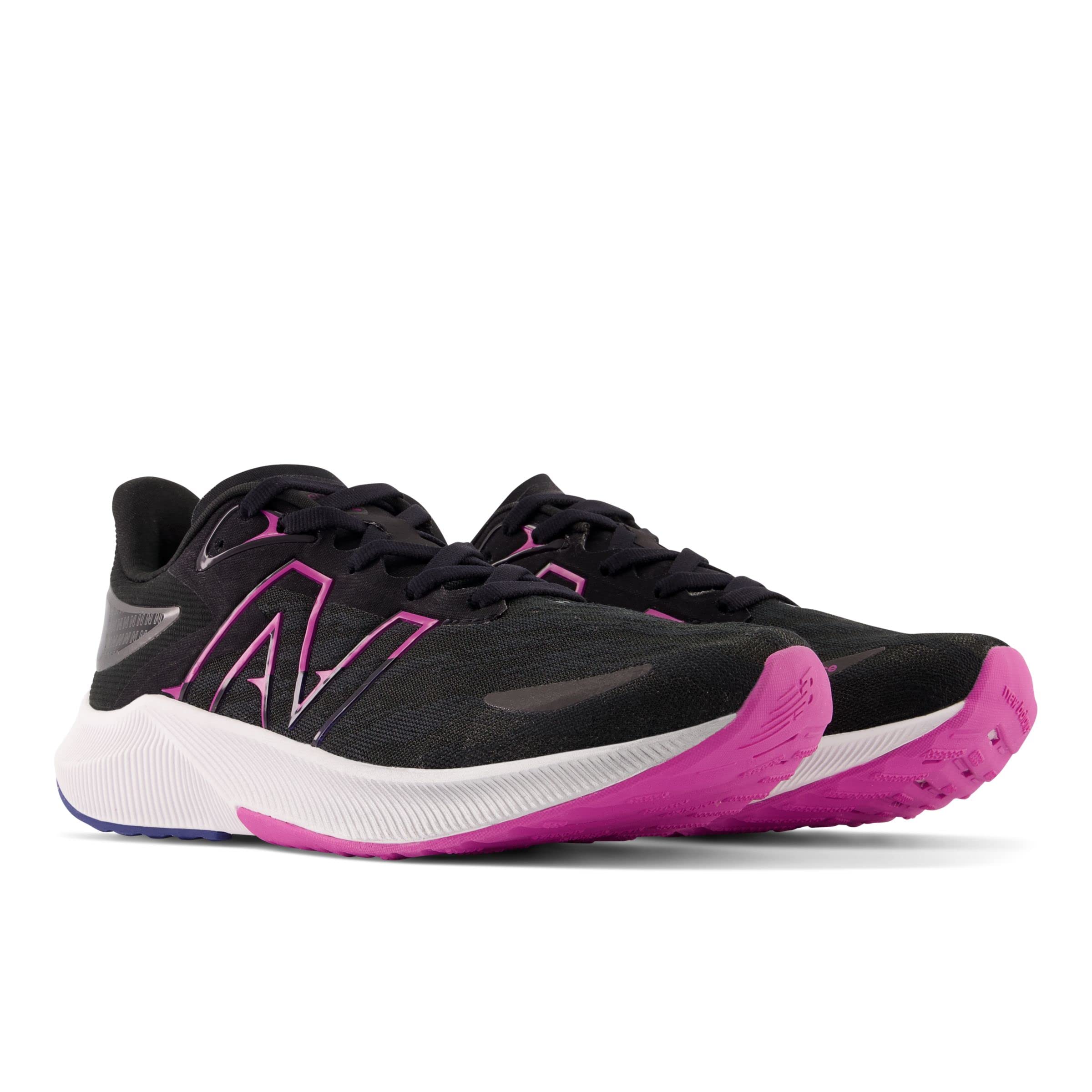 New Balance Women's FuelCell Propel V3 Running Shoe, Black/Magenta Pop, 7 Wide