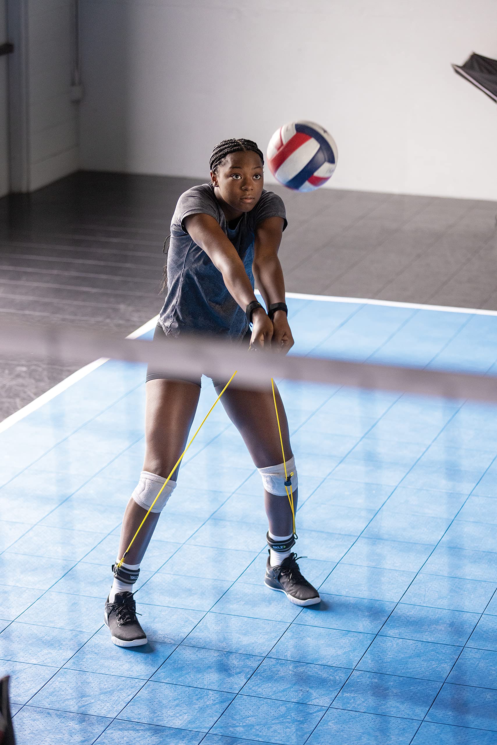 SKLZ Bump-N-Pass Volleyball Trainer with Resistance Bands for Improved Passing Technique, Black