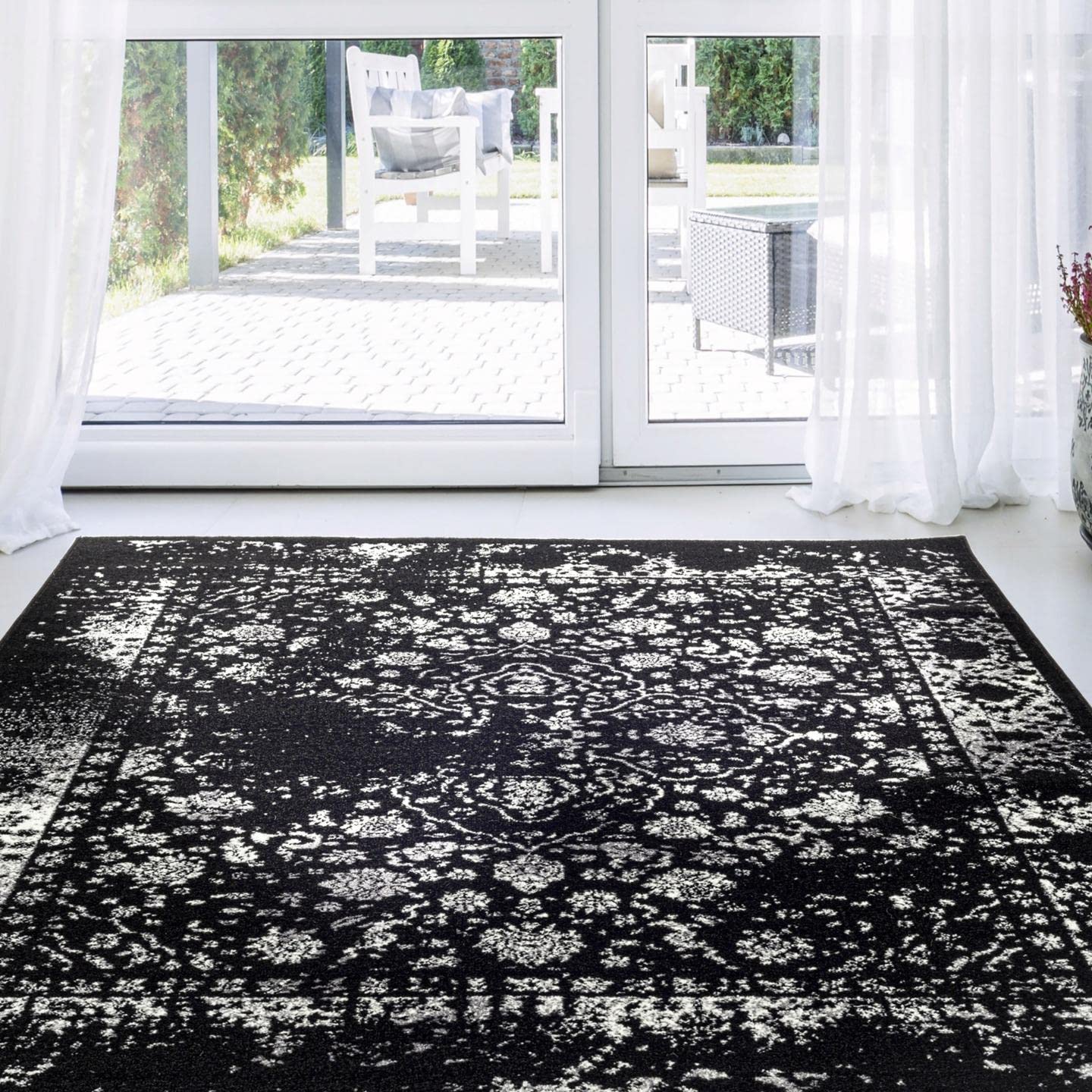 Persian-Rugs Luxe Weavers Rug 6495 β Distressed Floral Area Rug
