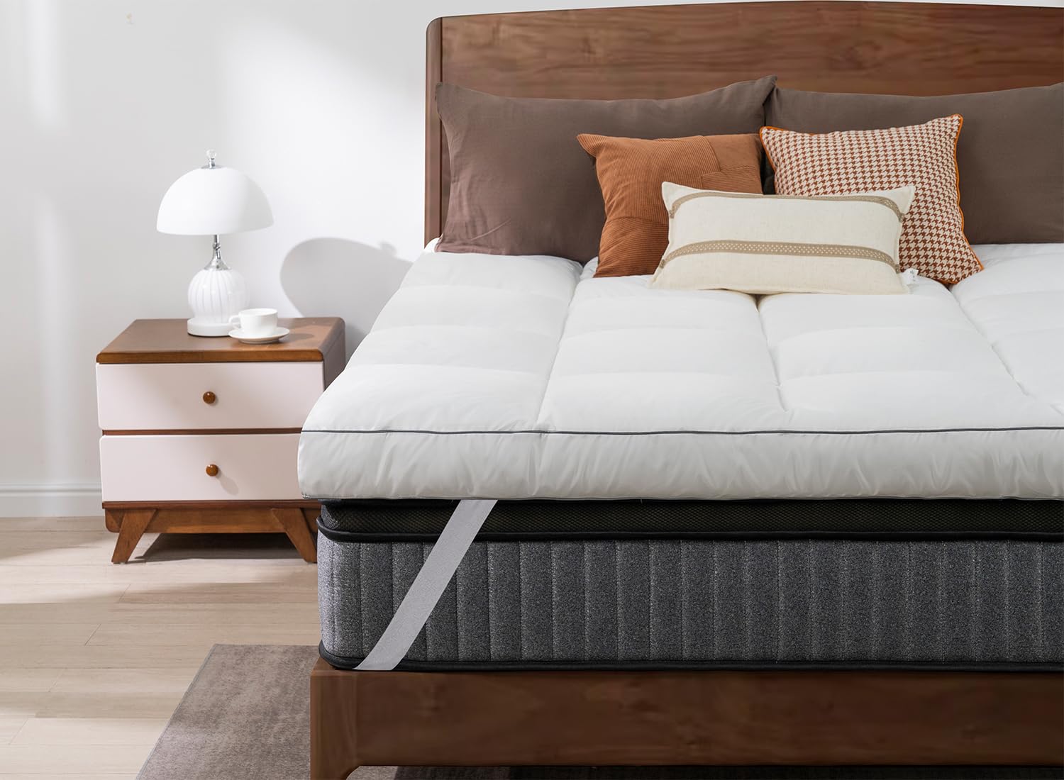 QUEEN ROSE Mattress Topper King, Extra Soft Pillow Top King Mattress Topper, Cooling Thick Plush Bed Topper Snow Down Alternative, Baffle Box White, for Back Pain Relief