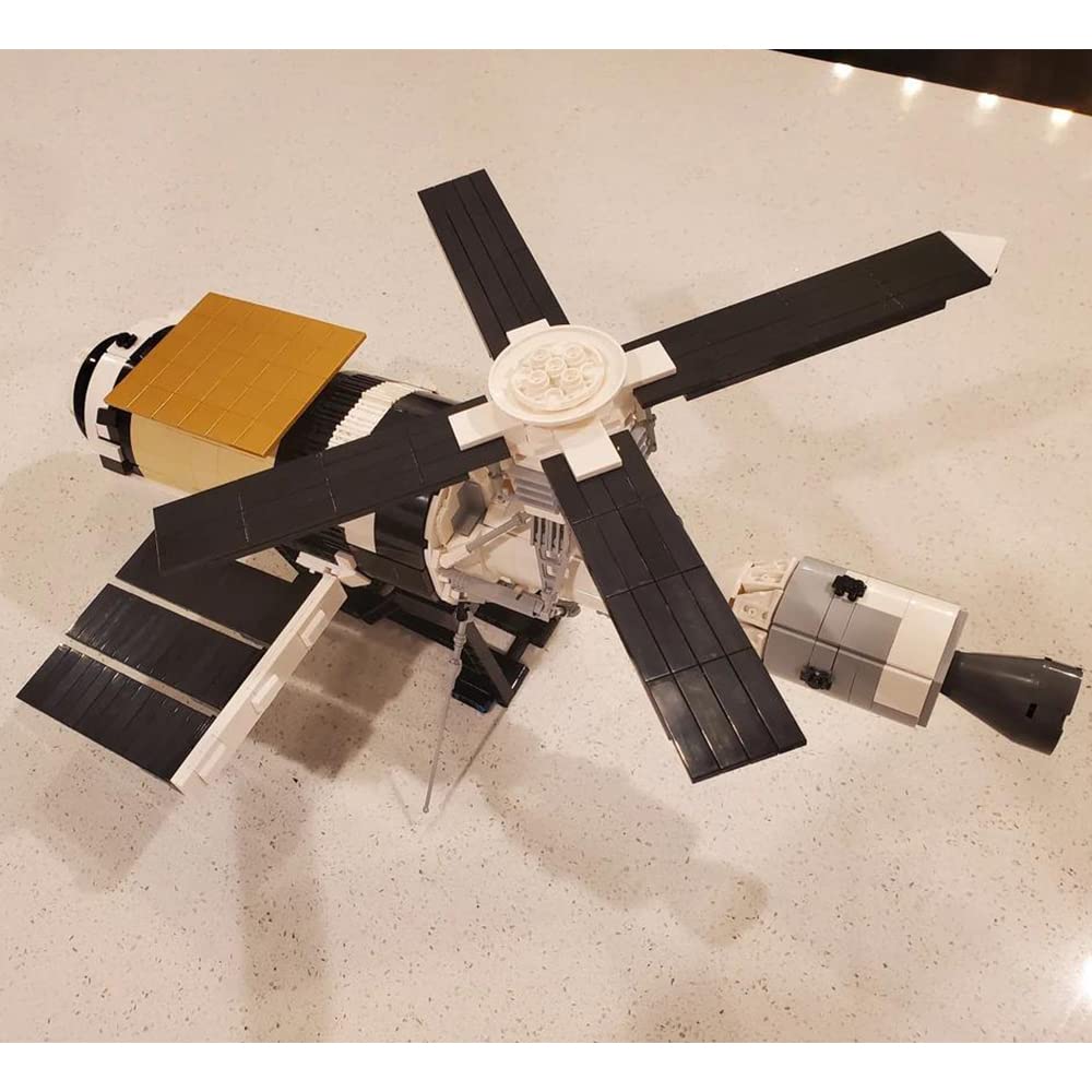 The First United States Space Station Skylab Building Kit; STEM Education Toy for Adult and Kid, Space Exploration Space Shuttle Skylab Model Building Blocks Sets, Science Building Kit (1517 Pieces)