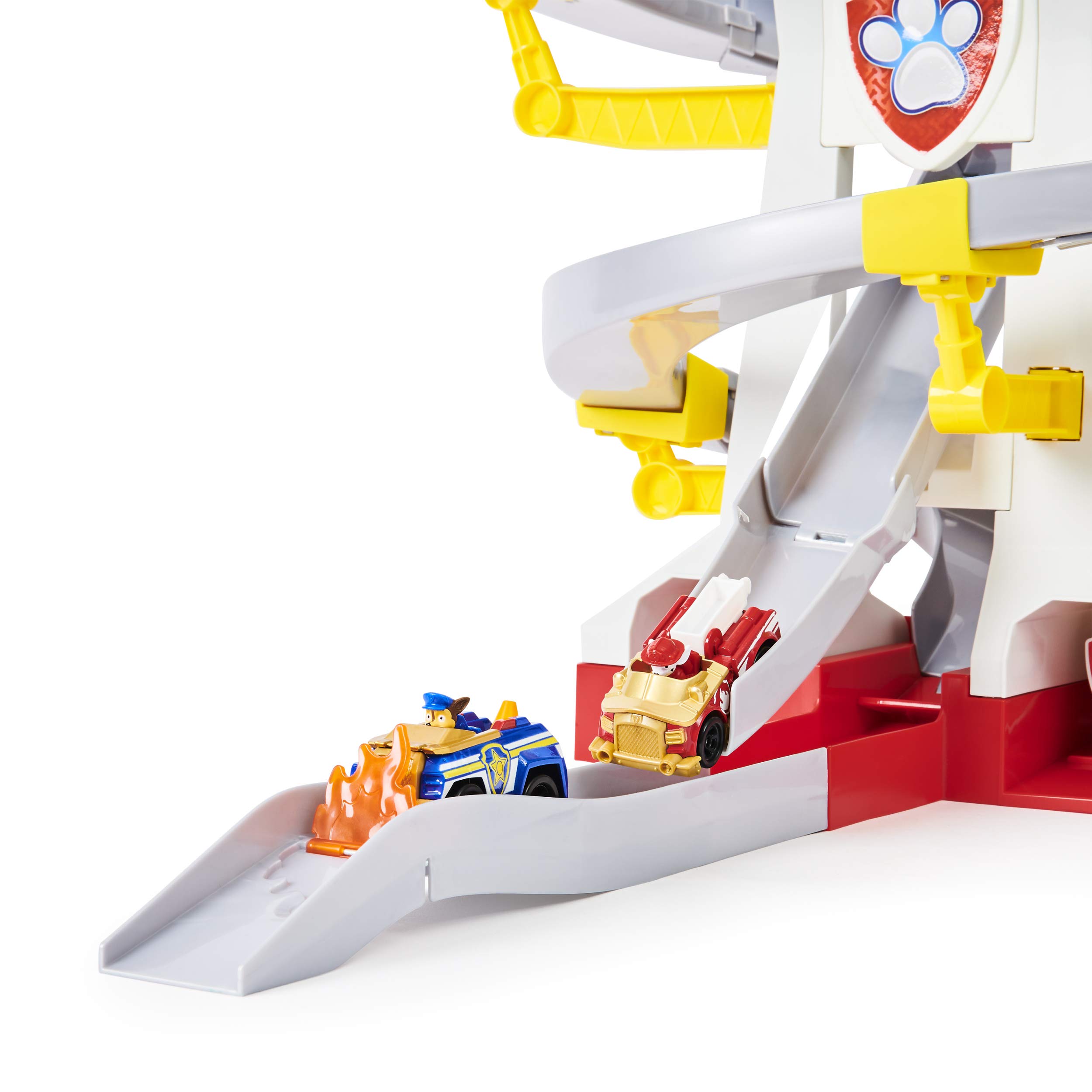 Paw Patrol, True Metal Adventure Bay Rescue Way Toy Playset with 2 Exclusive Die-Cast Vehicles, 1:55 Scale