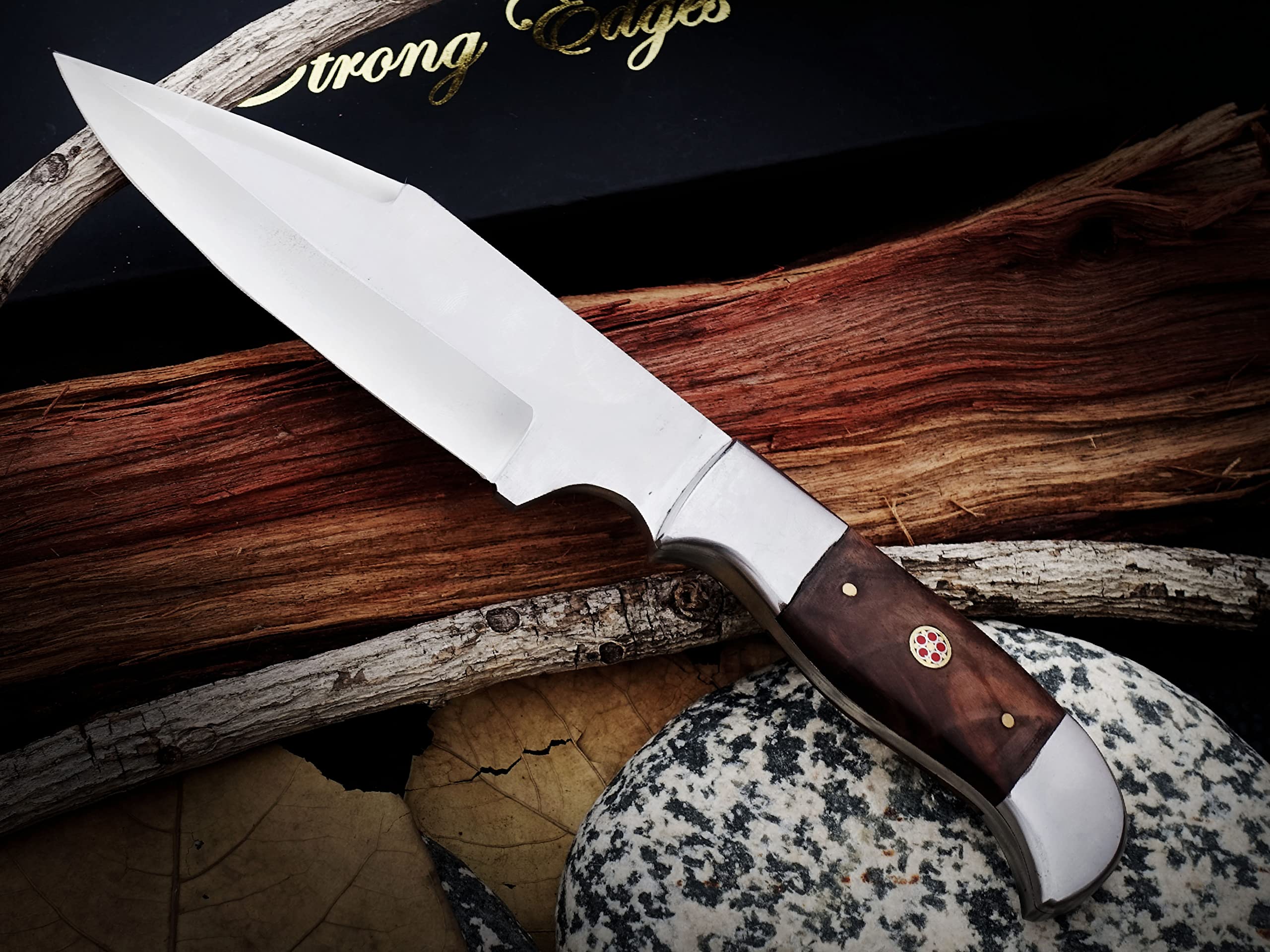 Strong Edges Custom hand made D2 steel hunting knife ,9" inches Skinner ,out door survival camping ,fix blade , classic, Christmas gift, nice grip handle, Leather sheath STHUNT-02