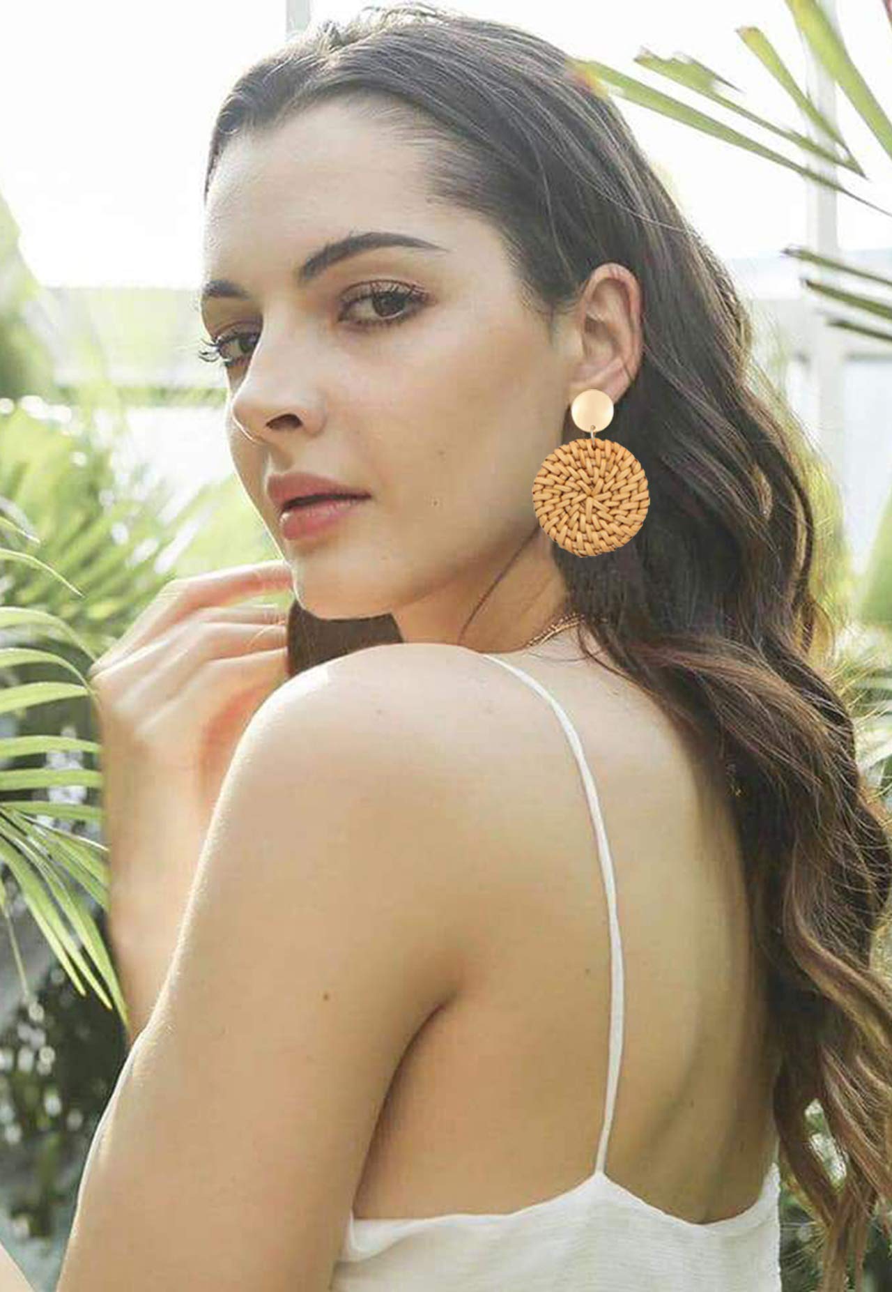 Rattan Earrings Handmade Straw Wicker Braid Woven Drop Earrings Boho Round Disc Earrings Lightweight Statement Stud Earrings For Women (metal disc)