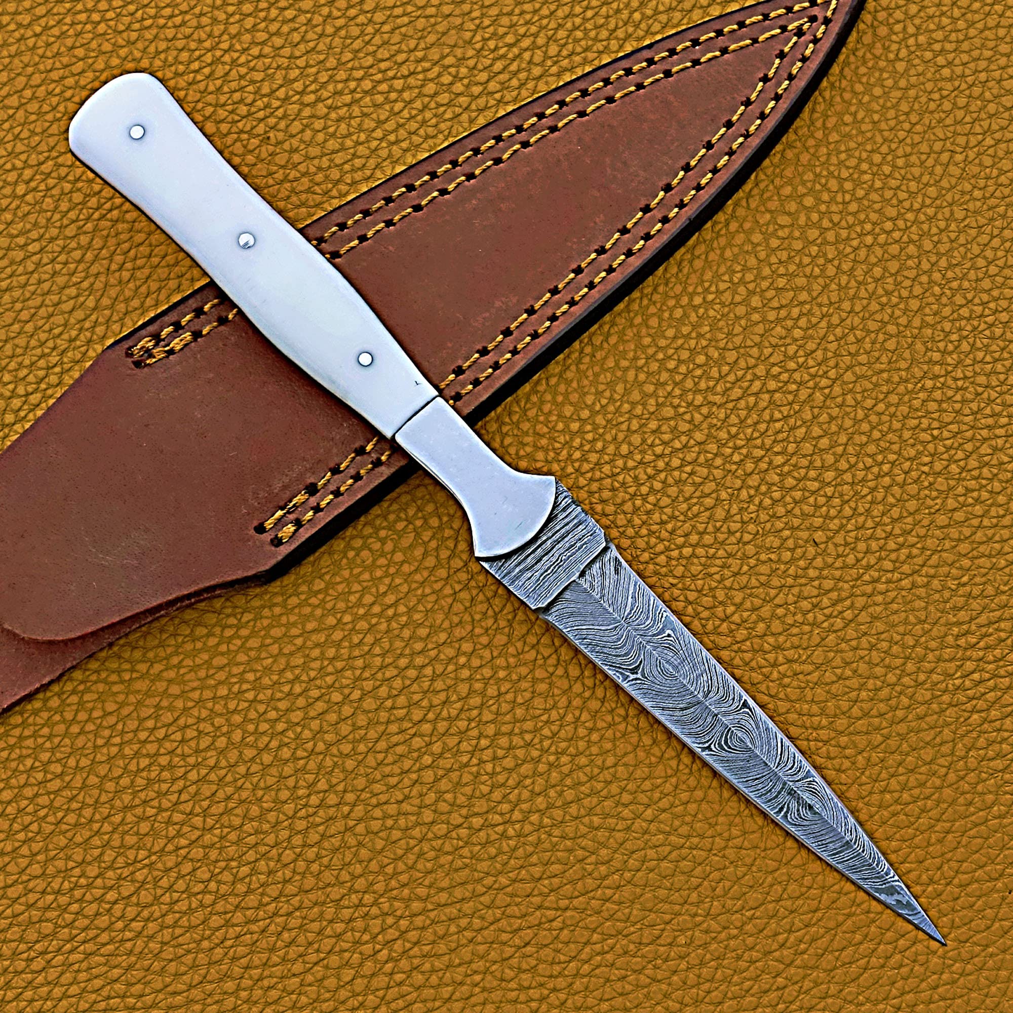 Smart & Sharp Custom Handmade Damascus Steel Hunting Knife / Skinning Knife SS-17401 ( White Resin) (White Resin)